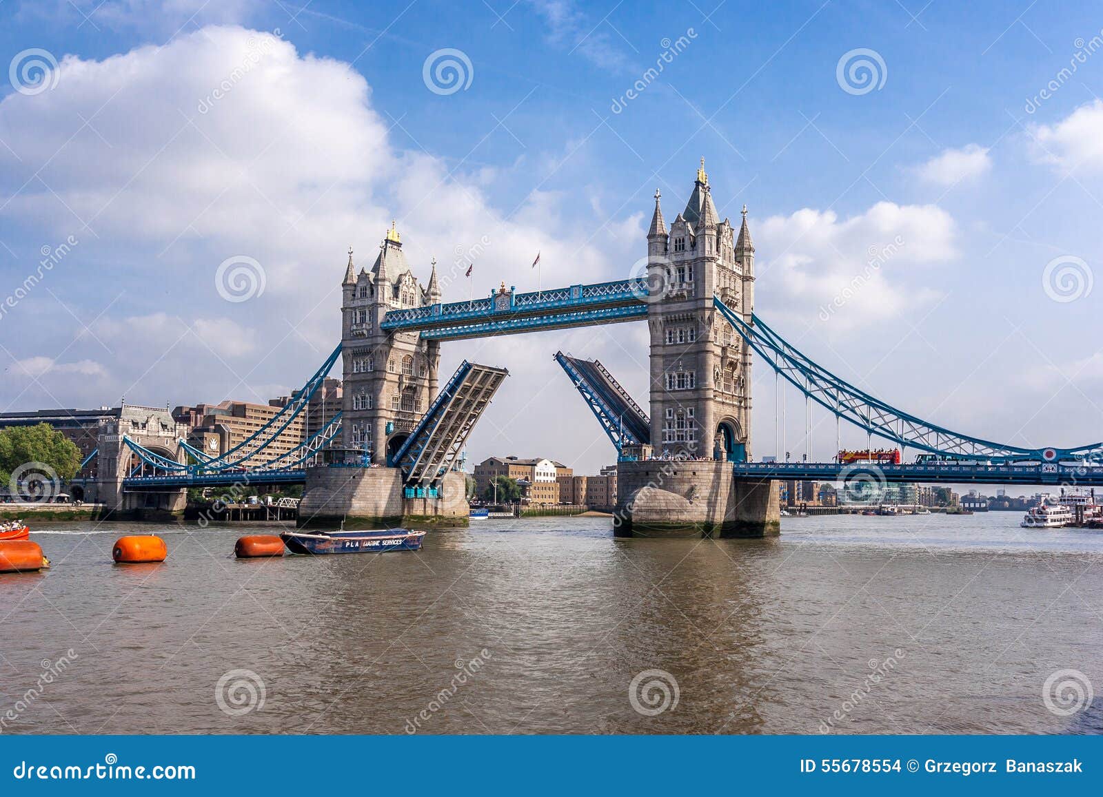 London bridge open editorial stock image. Image of bridge - 55678554