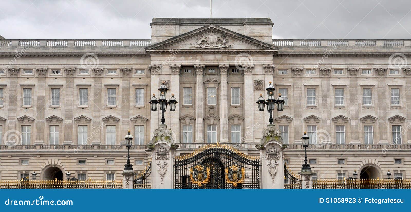 London - Buckingham Palace stock image. Image of architecture - 51058923