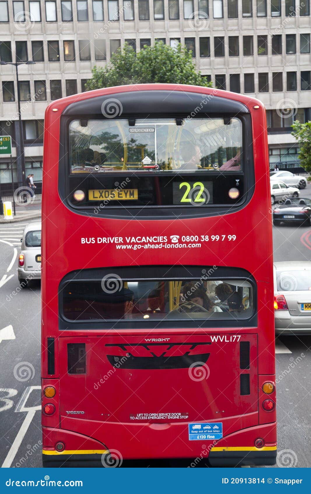London bus editorial stock image. Image of landmark, tourist - 20913814