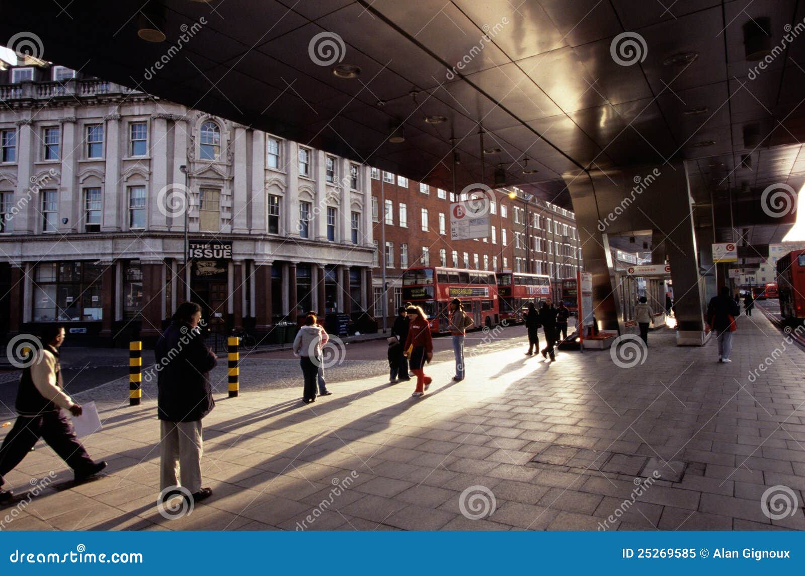 A London bus station. editorial image. Image of daytime - 25269585