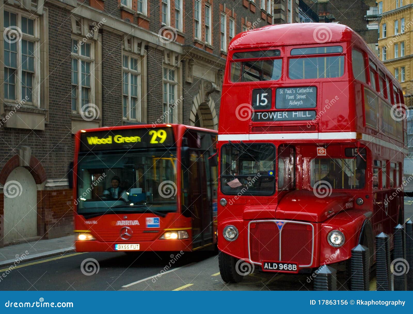 London Buses old and new editorial photo. Image of buses - 17863156