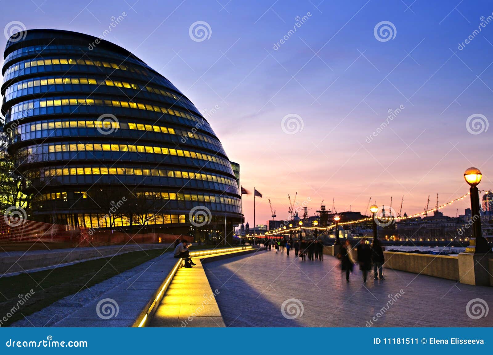 London city hall at night stock image. Image of england - 11181511