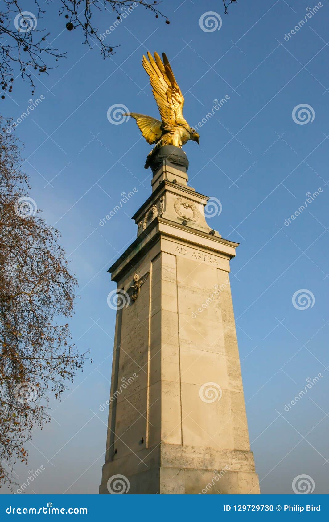LONDON - DECEMBER 20 : RAF Memorial in London on December 20, 2007 ...