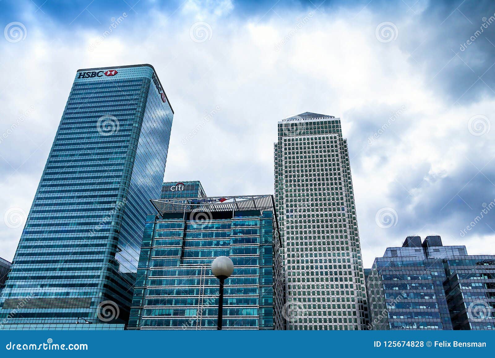 Offices in the Financial Hub of Canary Wharf at Canada Square: HSBC ... Offices in the Financial Hub of Canary Wharf at Canada Square: HSBC ...