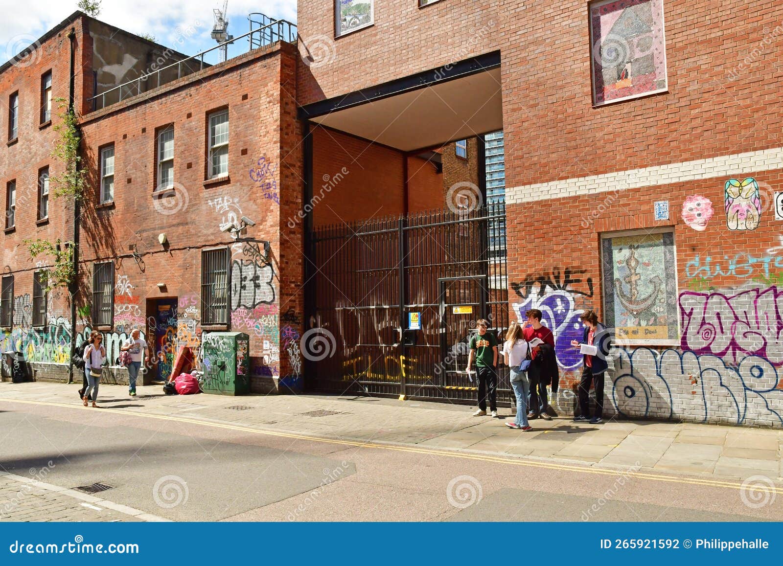 London; England - June 25 2022 : Whitechapel District Editorial ...