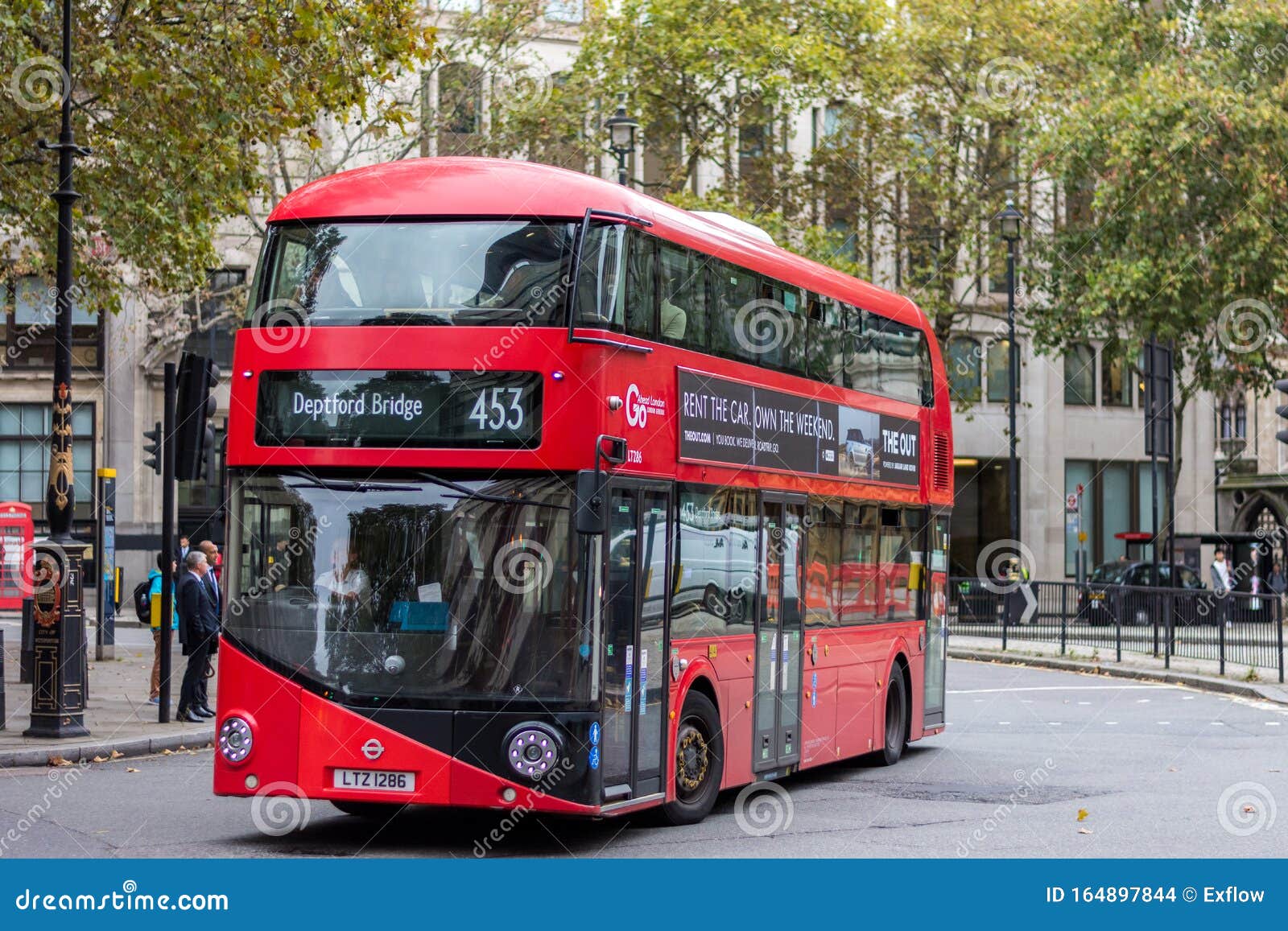 Double Deck Routemaster Bus, Line 453 in Central London Editorial Stock ...