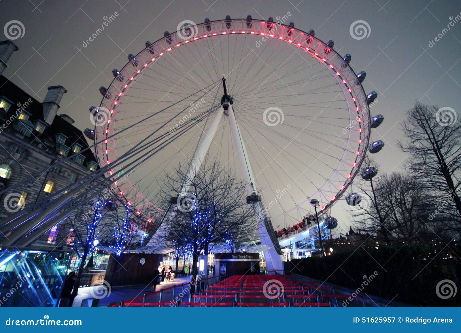 London Eye editorial photography. Image of attraction - 51625957
