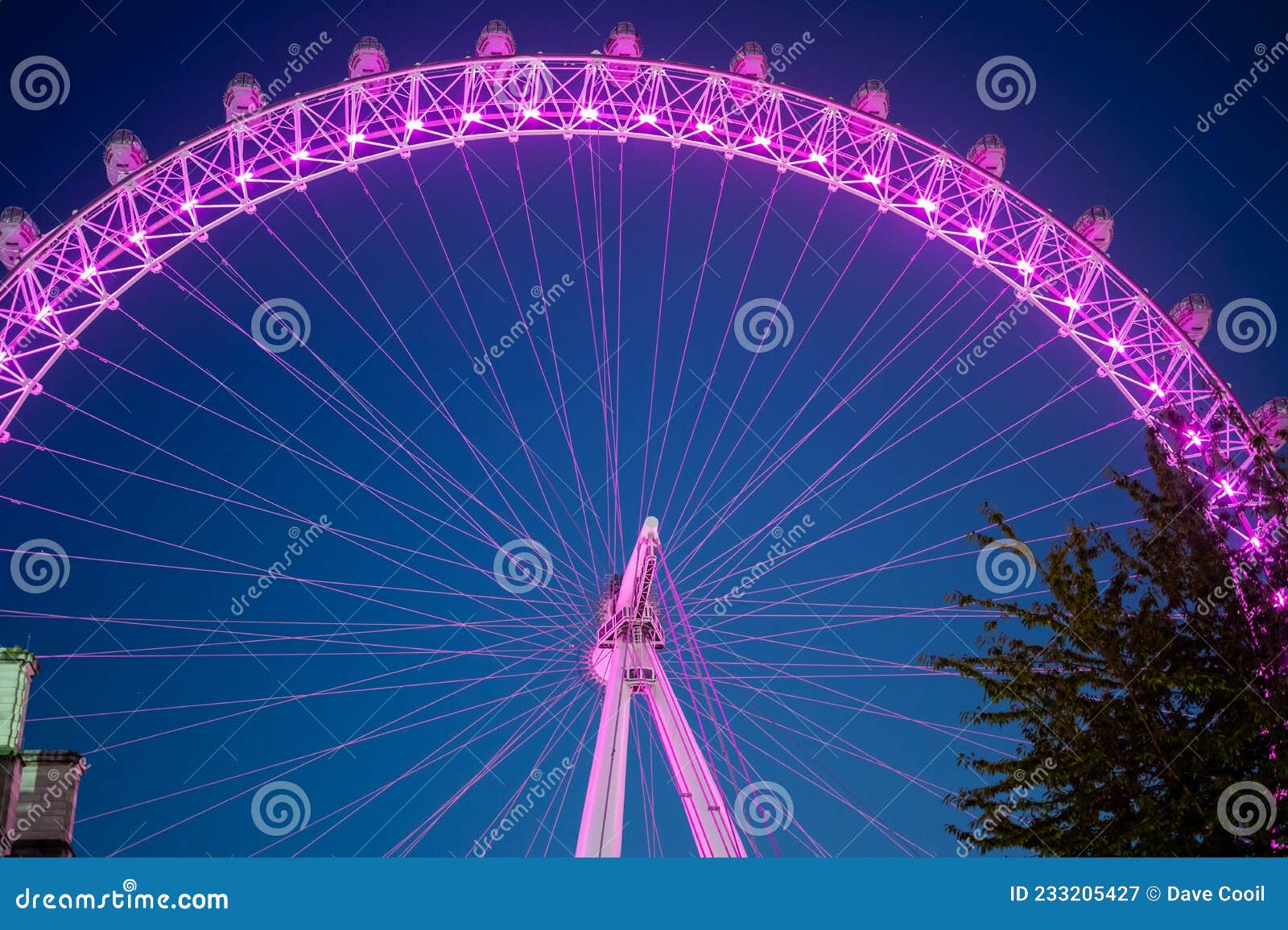The London Eye Illuminated Against a Deep Blue Night Sky Editorial ...