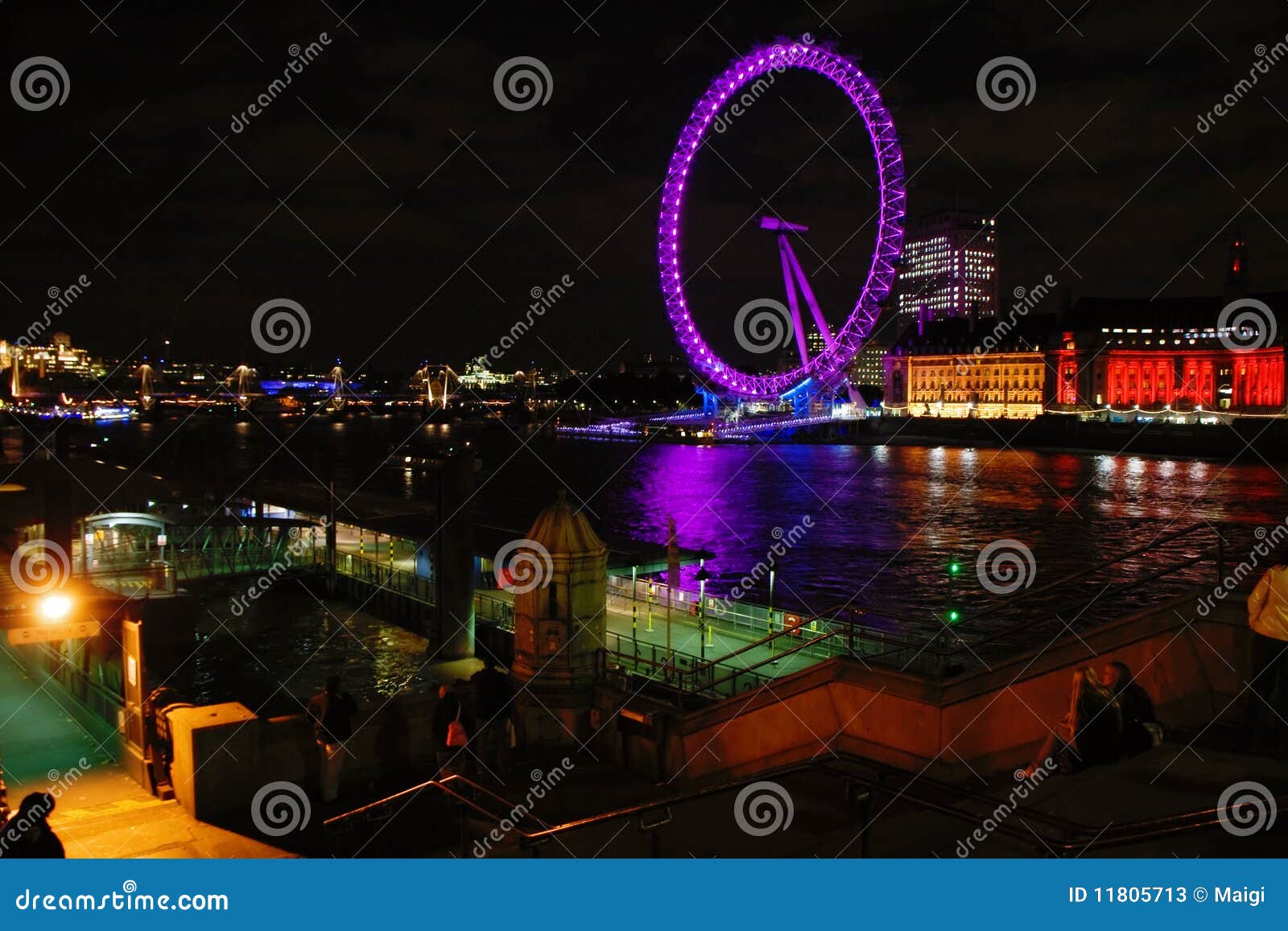London Eye at night editorial stock photo. Image of attraction - 11805713