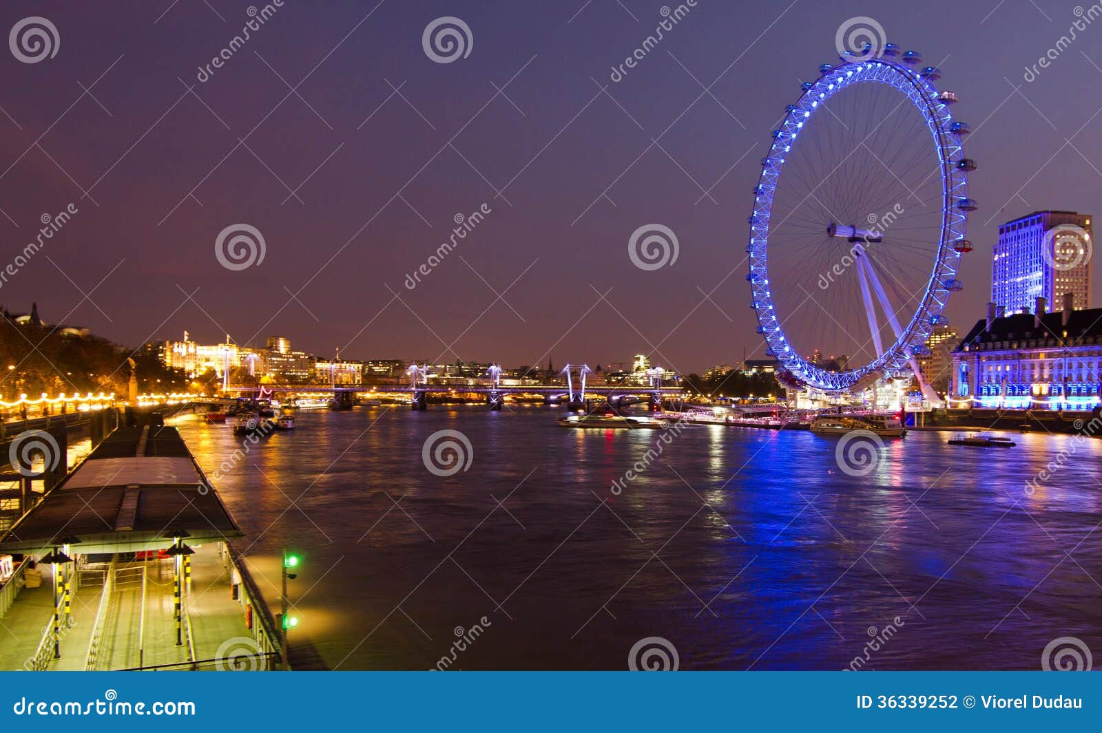 London Eye night scene editorial photography. Image of water - 36339252