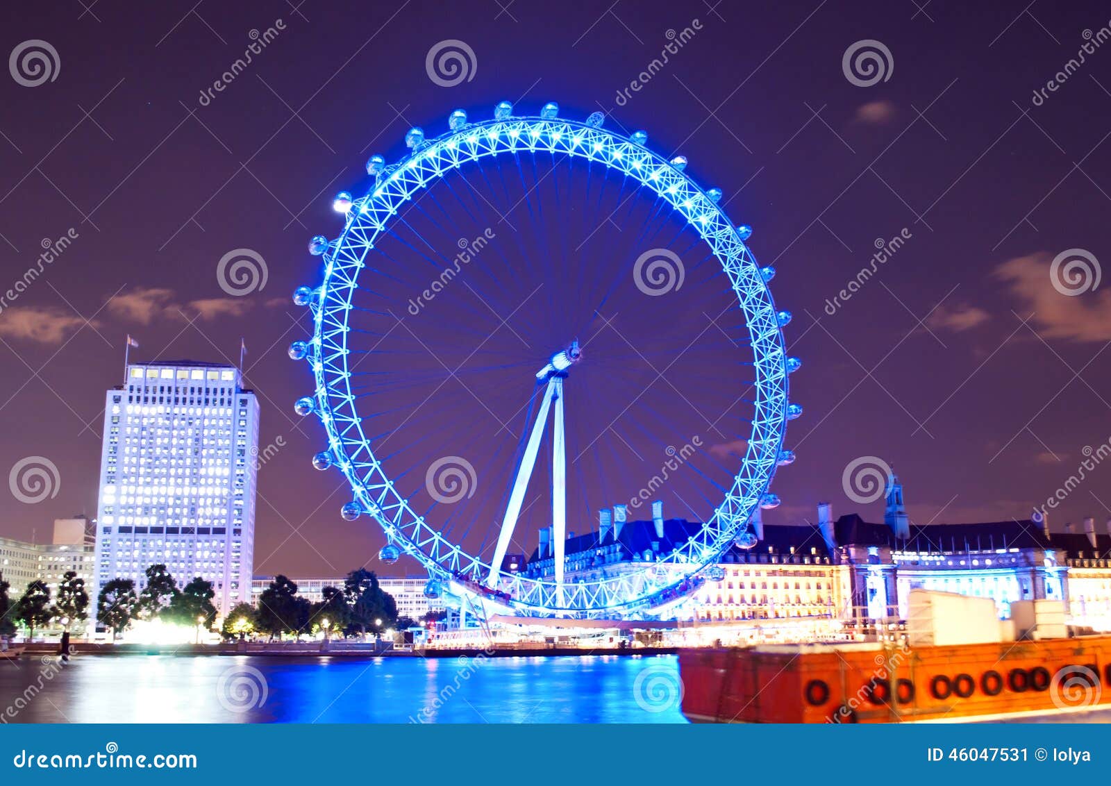London Eye and River Thames Editorial Photo - Image of embankment ...
