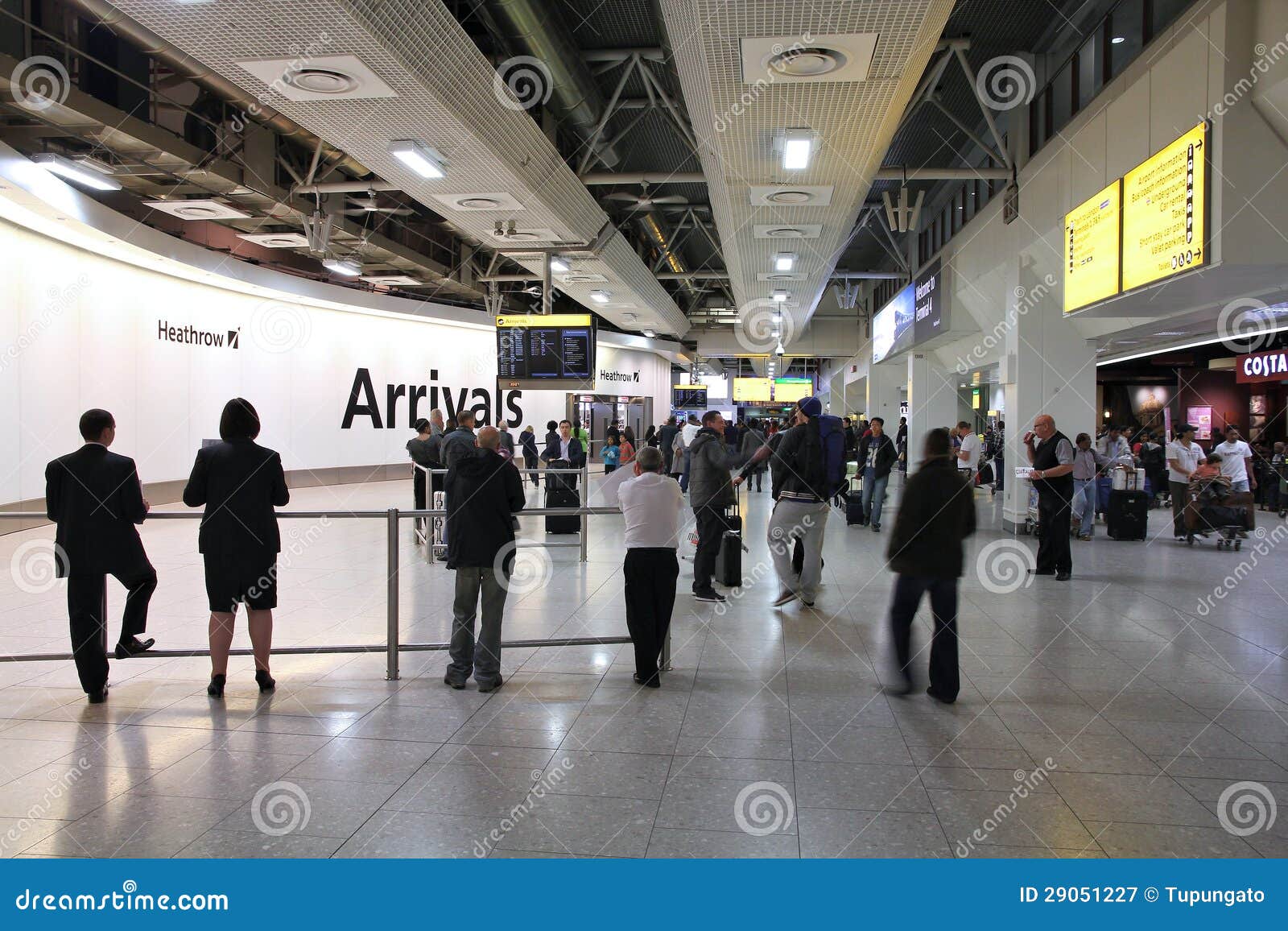 London Heathrow airport editorial photography. Image of architecture ...