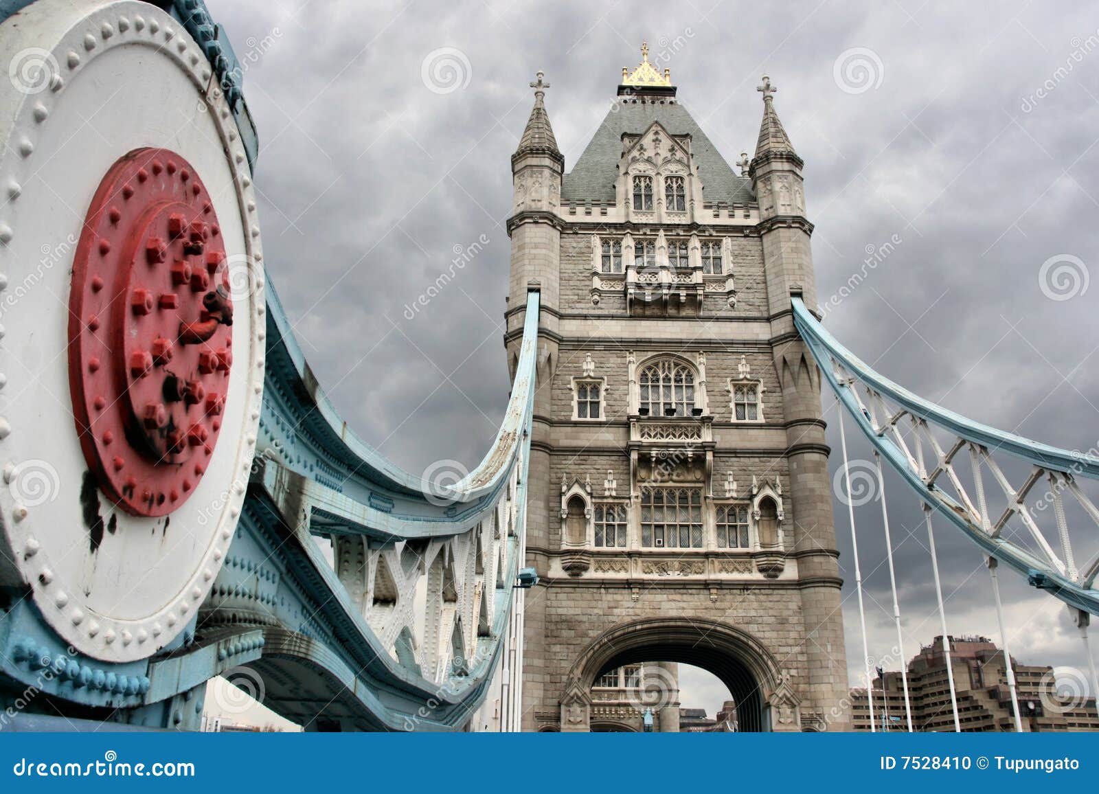 London landmark stock photo. Image of storm, water, london - 7528410