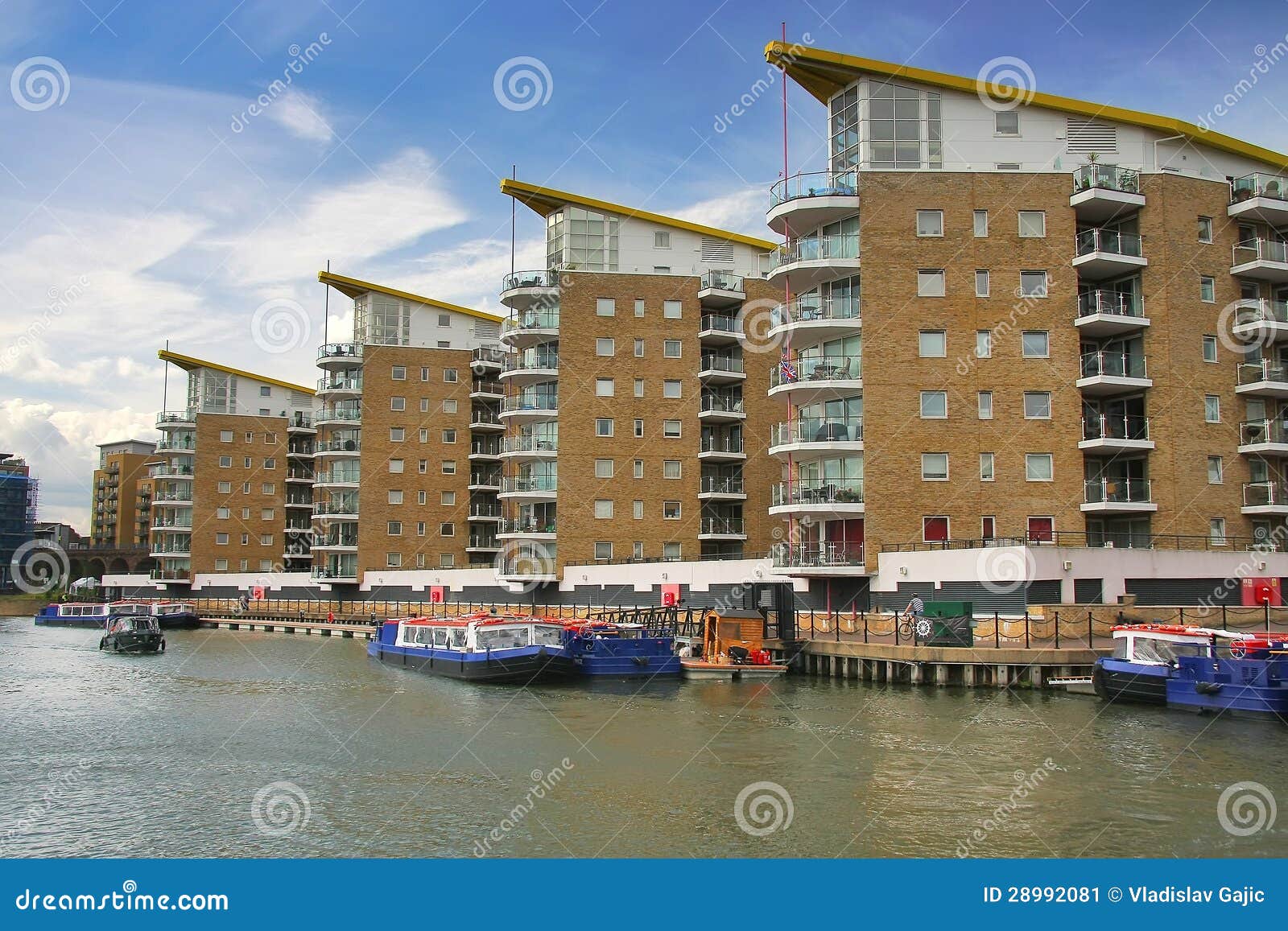 London limehouse stock image. Image of group, river, boat - 28992081