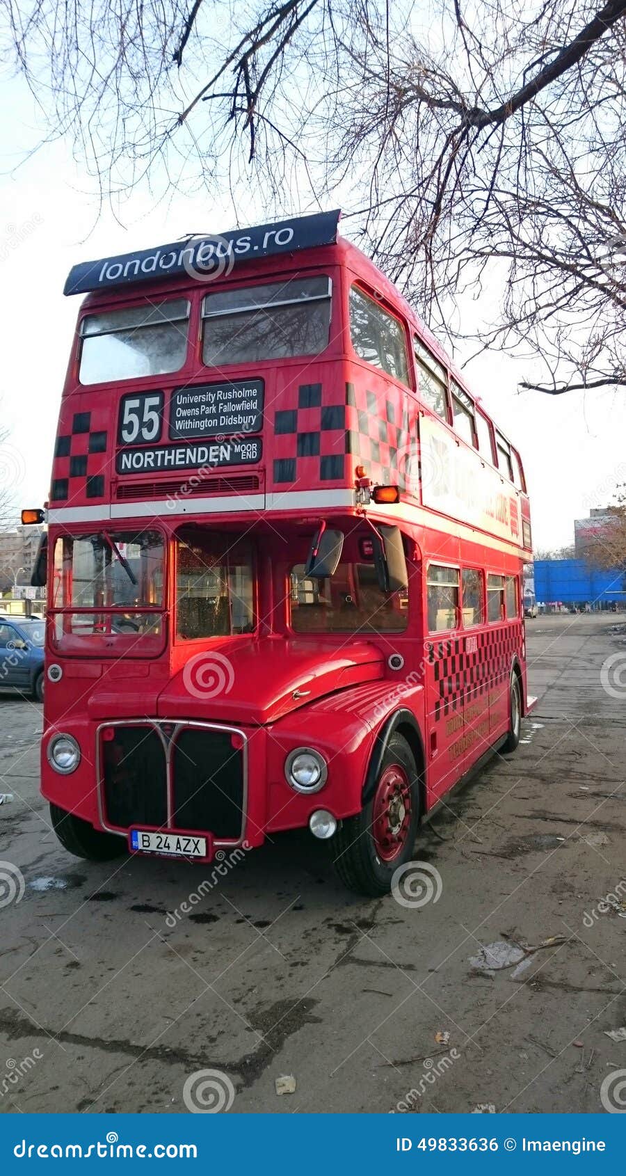 London old double decker editorial photo. Image of britain - 49833636