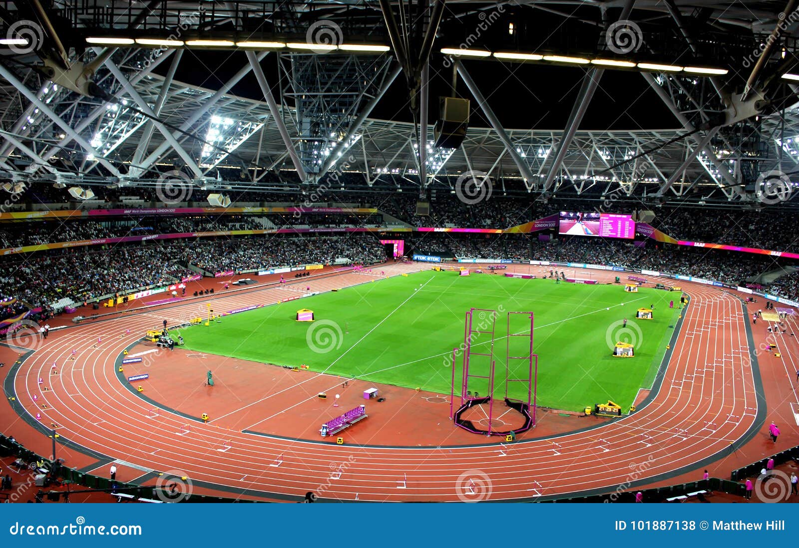 London Olympic Stadium editorial stock photo. Image of centre - 101887138