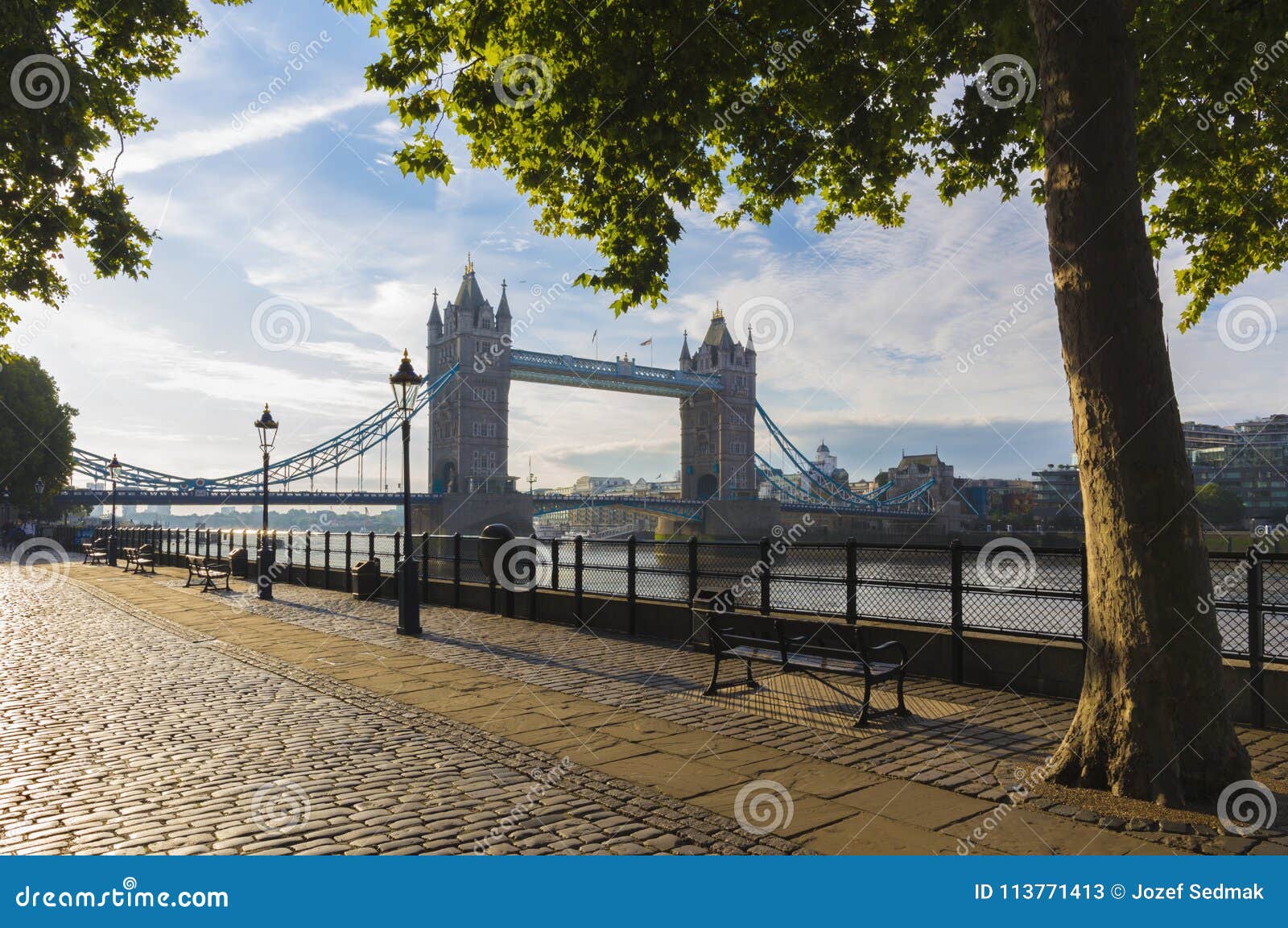 London - the Promenade and Tower Bridge in Morning Light Editorial ...