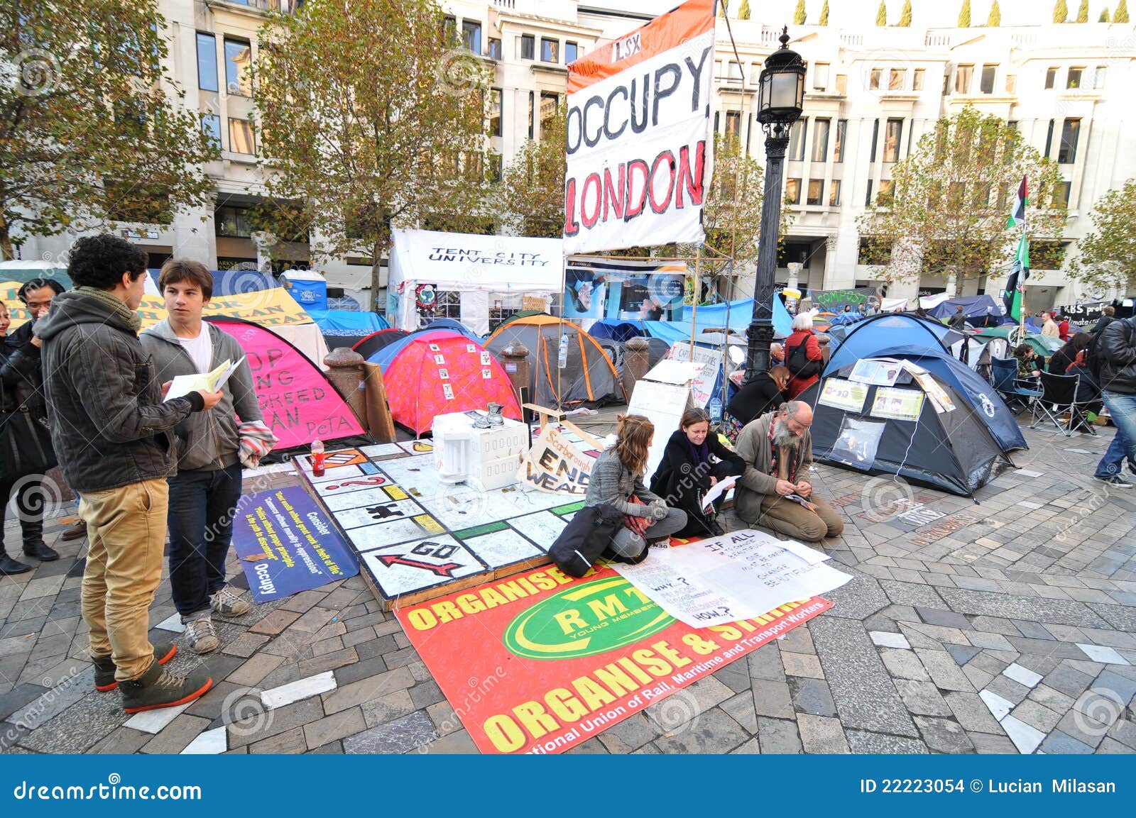 London protests editorial stock image. Image of globalization - 22223054
