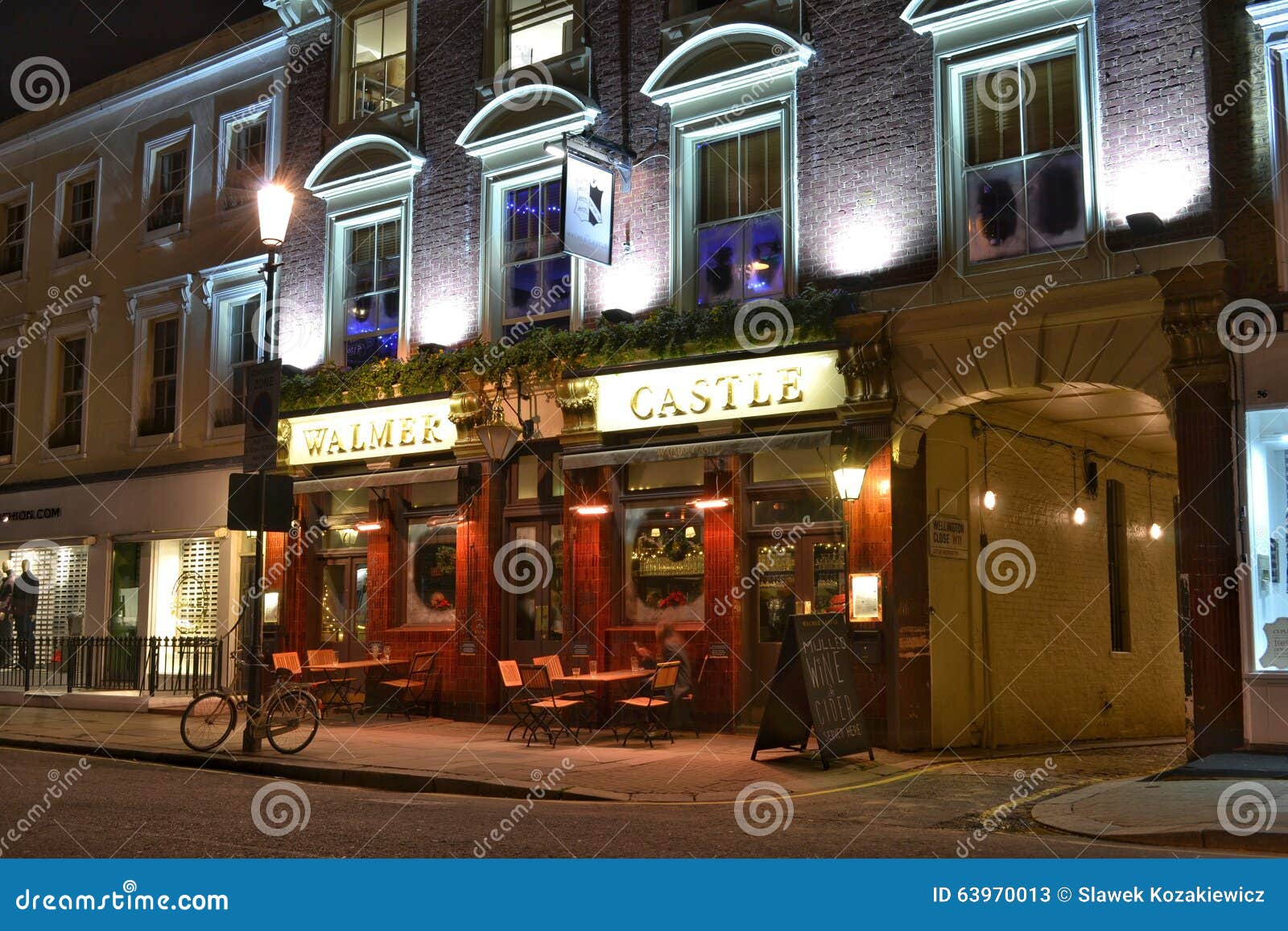 London pub Walmer Castle editorial stock photo. Image of castle - 63970013