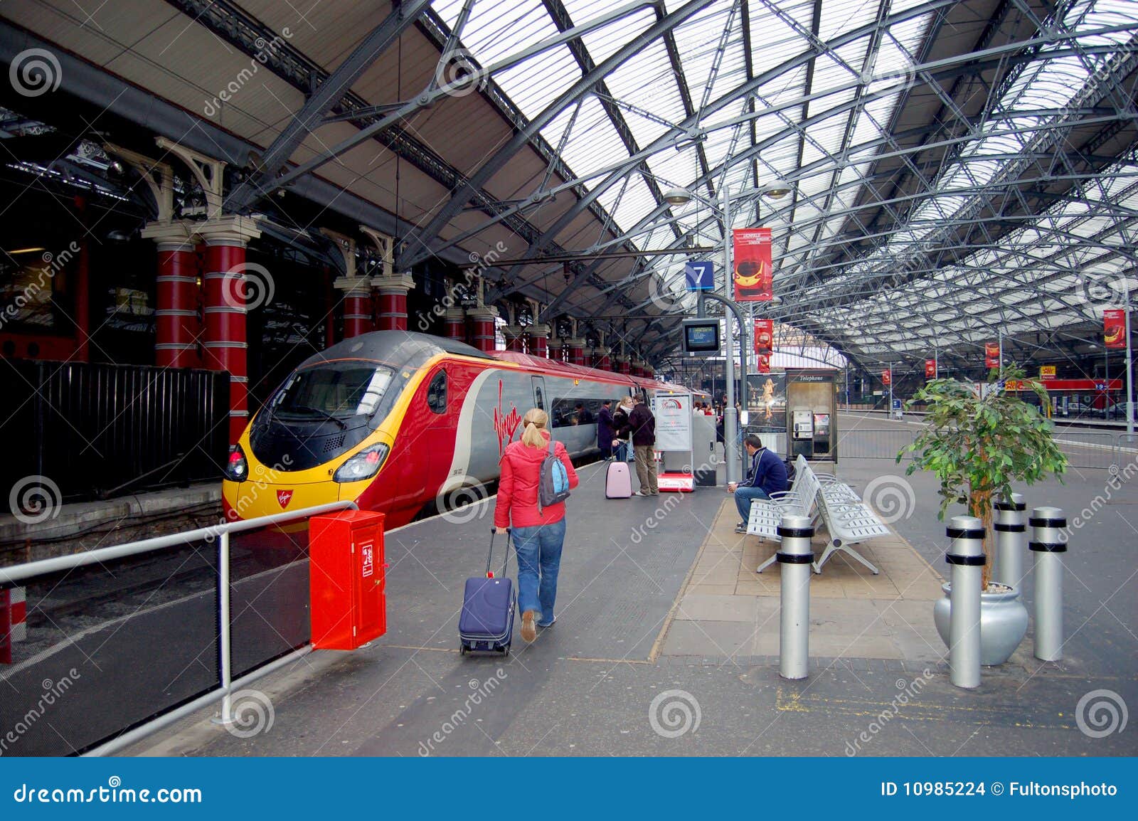 London Railway Station and Train Editorial Stock Image - Image of ...