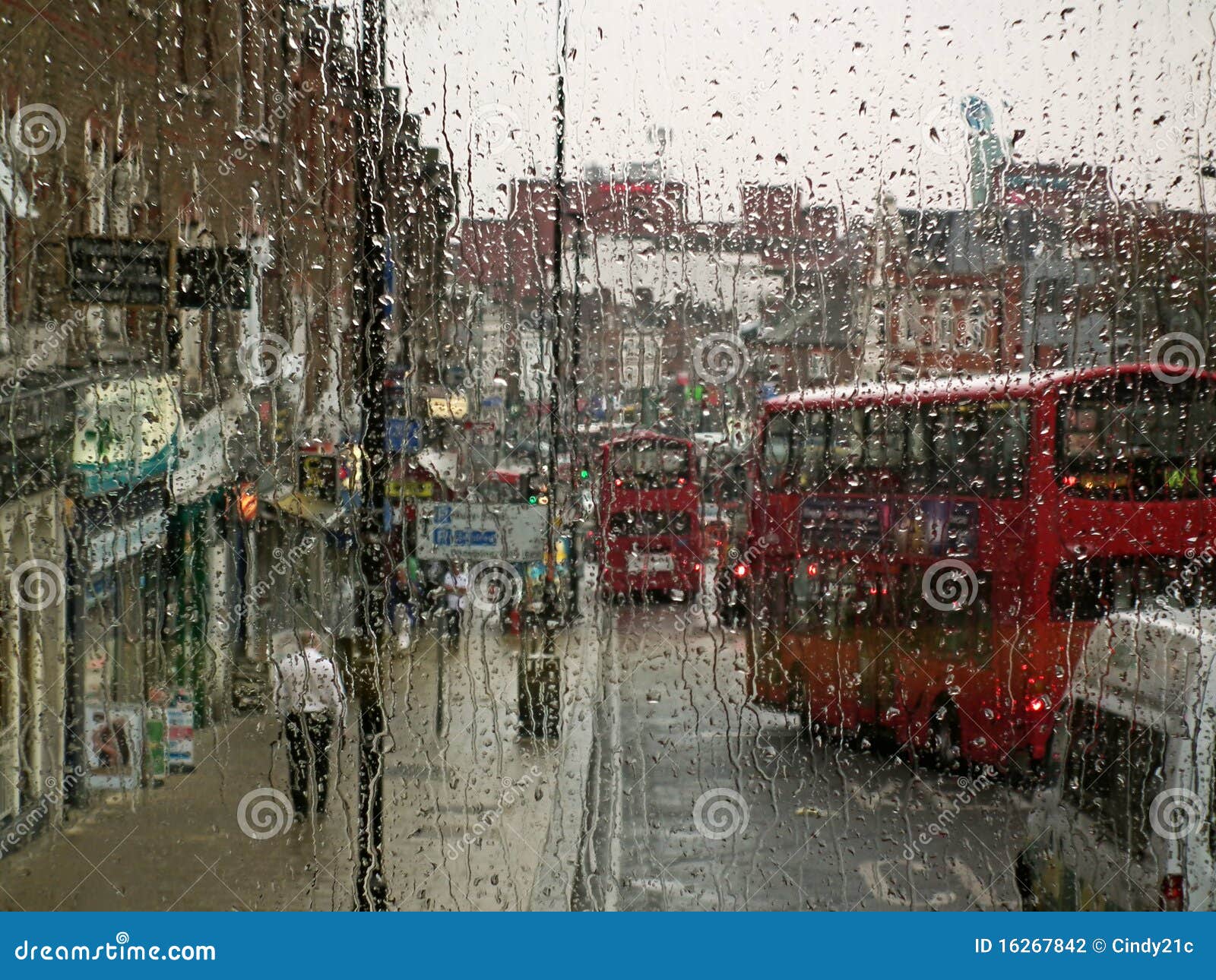 London in the Rain stock photo. Image of rain, buses - 16267842