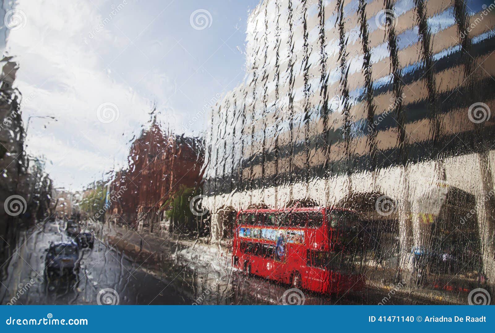 London in rain stock photo. Image of city, building, seasonal - 41471140