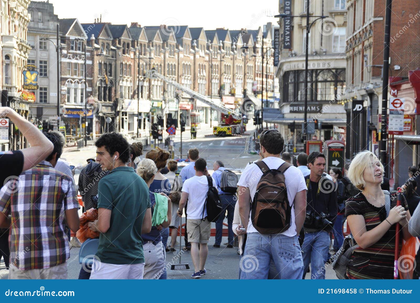 London Riots Aftermath, Clapham Junction Editorial Stock Photo - Image ...