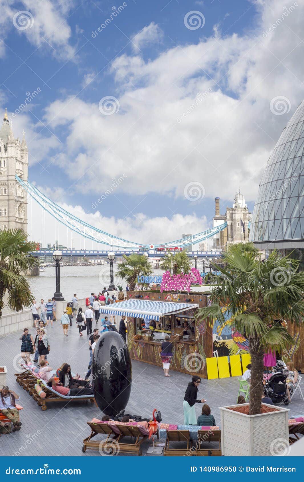 London Thames River Riviera Editorial Image - Image of enjoy, life ...