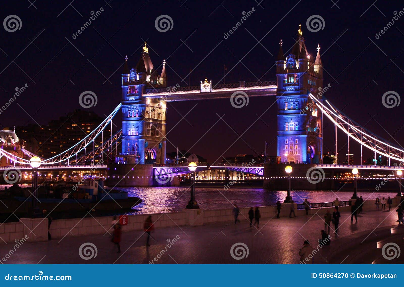 London scenes editorial image. Image of kingdom, illumination - 50864270
