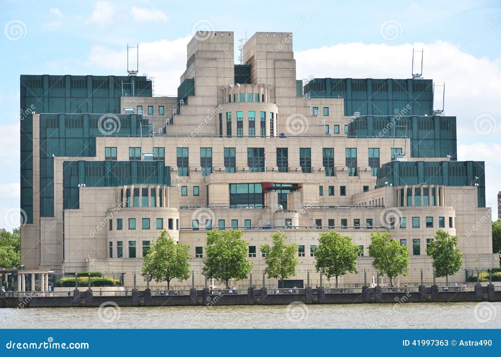 London, Secret Intelligence Service Building Stock Image - Image of ...