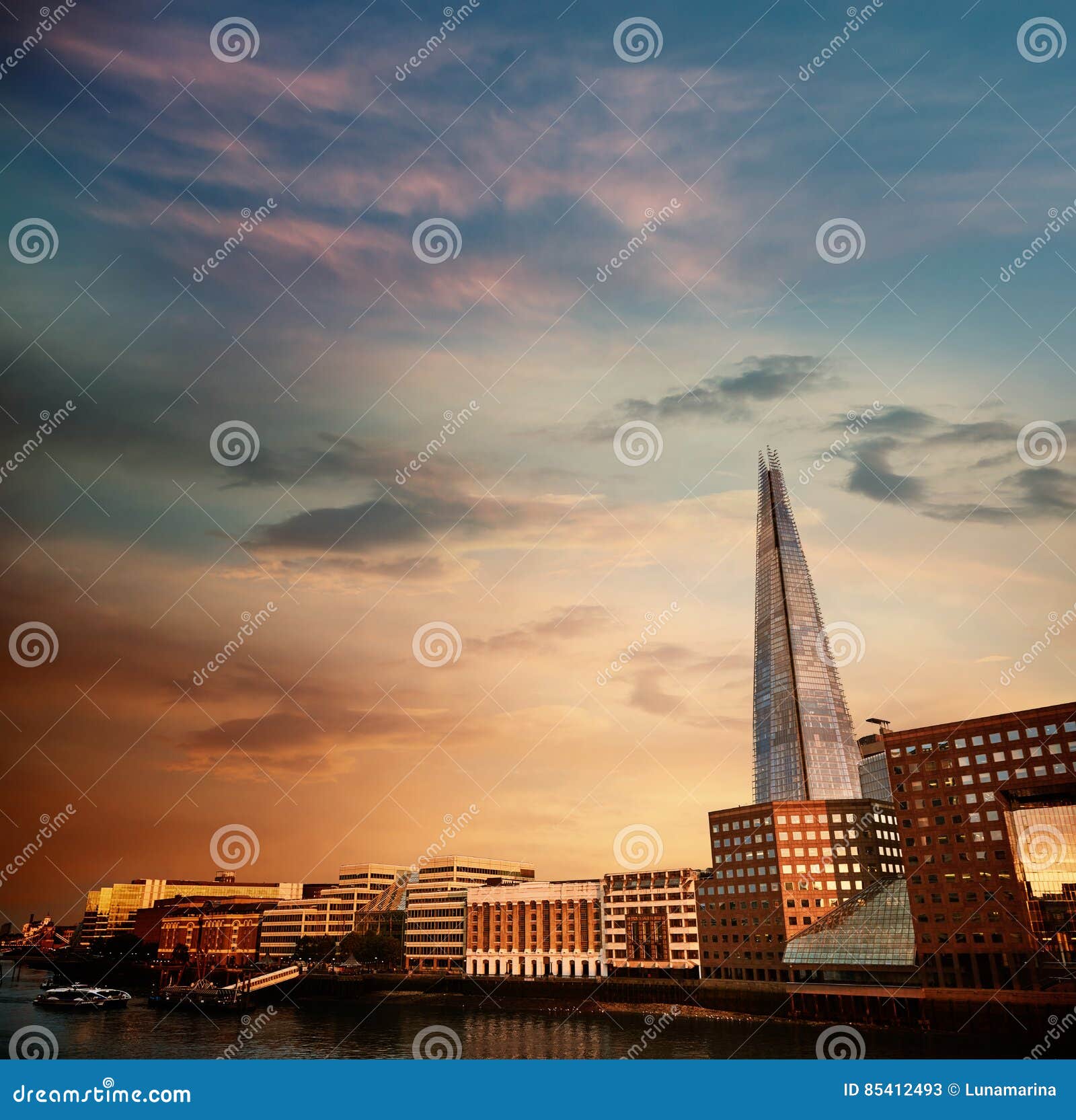 London the Shard Building at Sunset Editorial Stock Photo - Image of ...