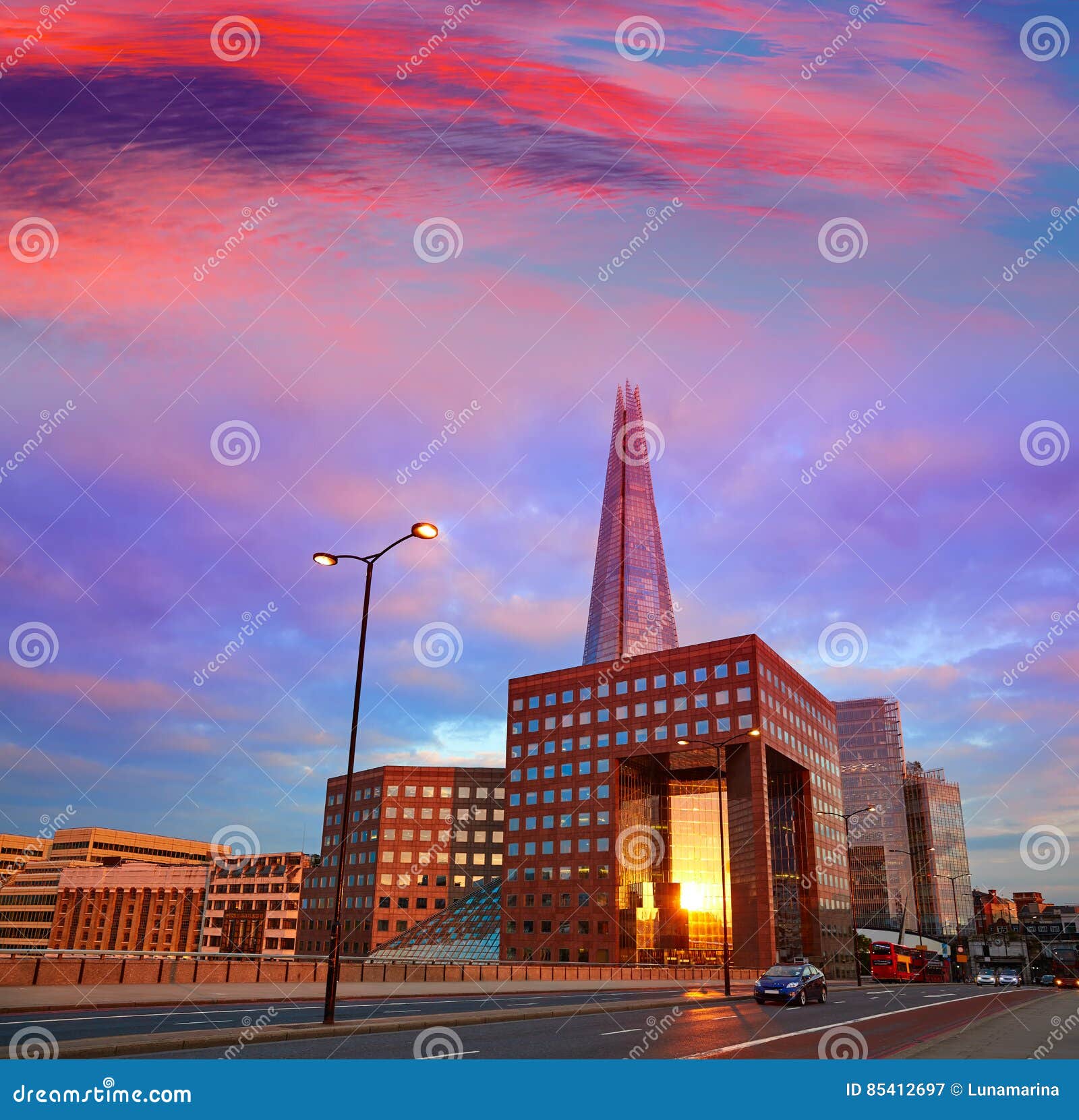 London the Shard Building at Sunset Editorial Photography - Image of ...