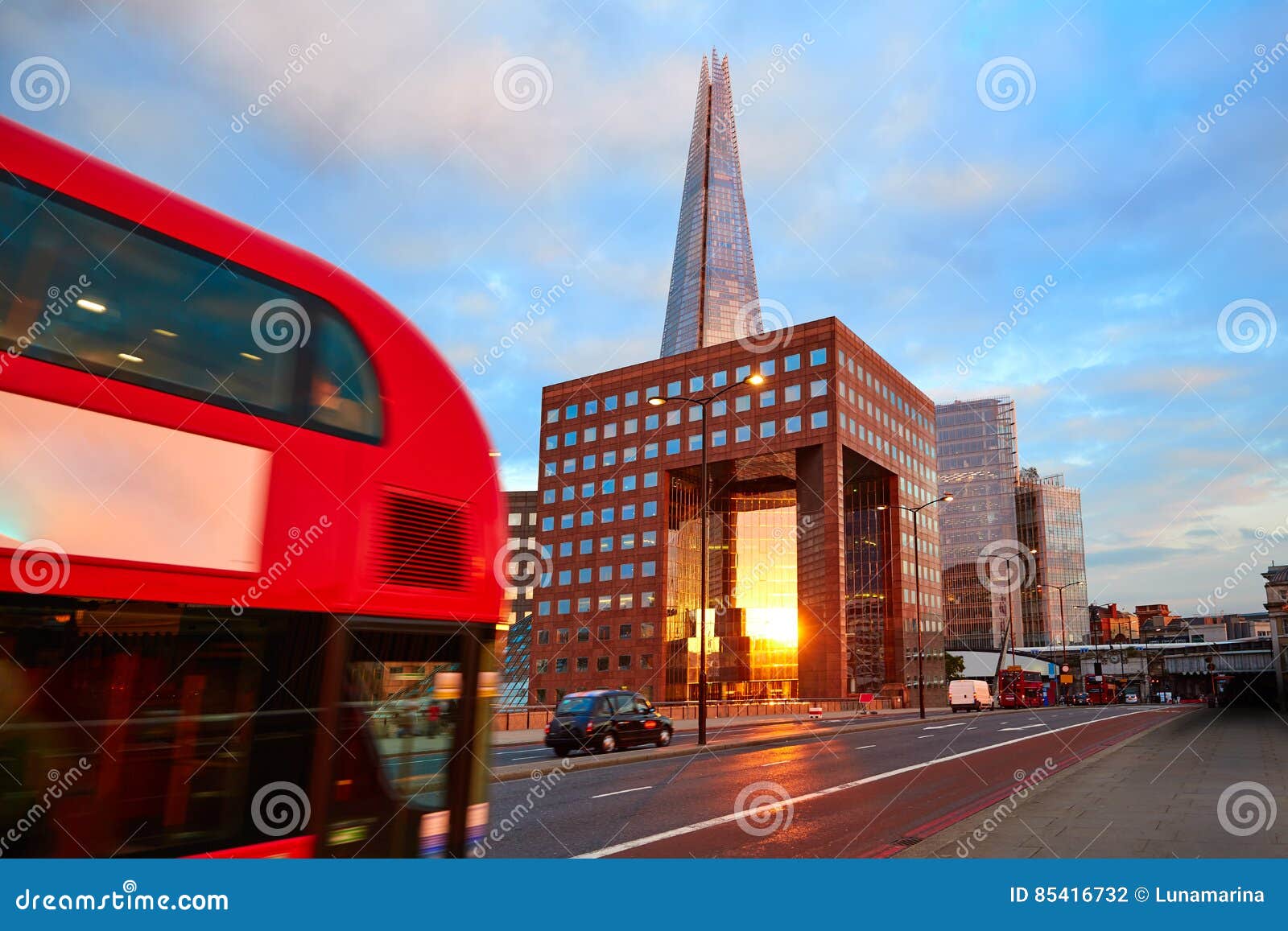 London the Shard Building at Sunset Editorial Photography - Image of ...