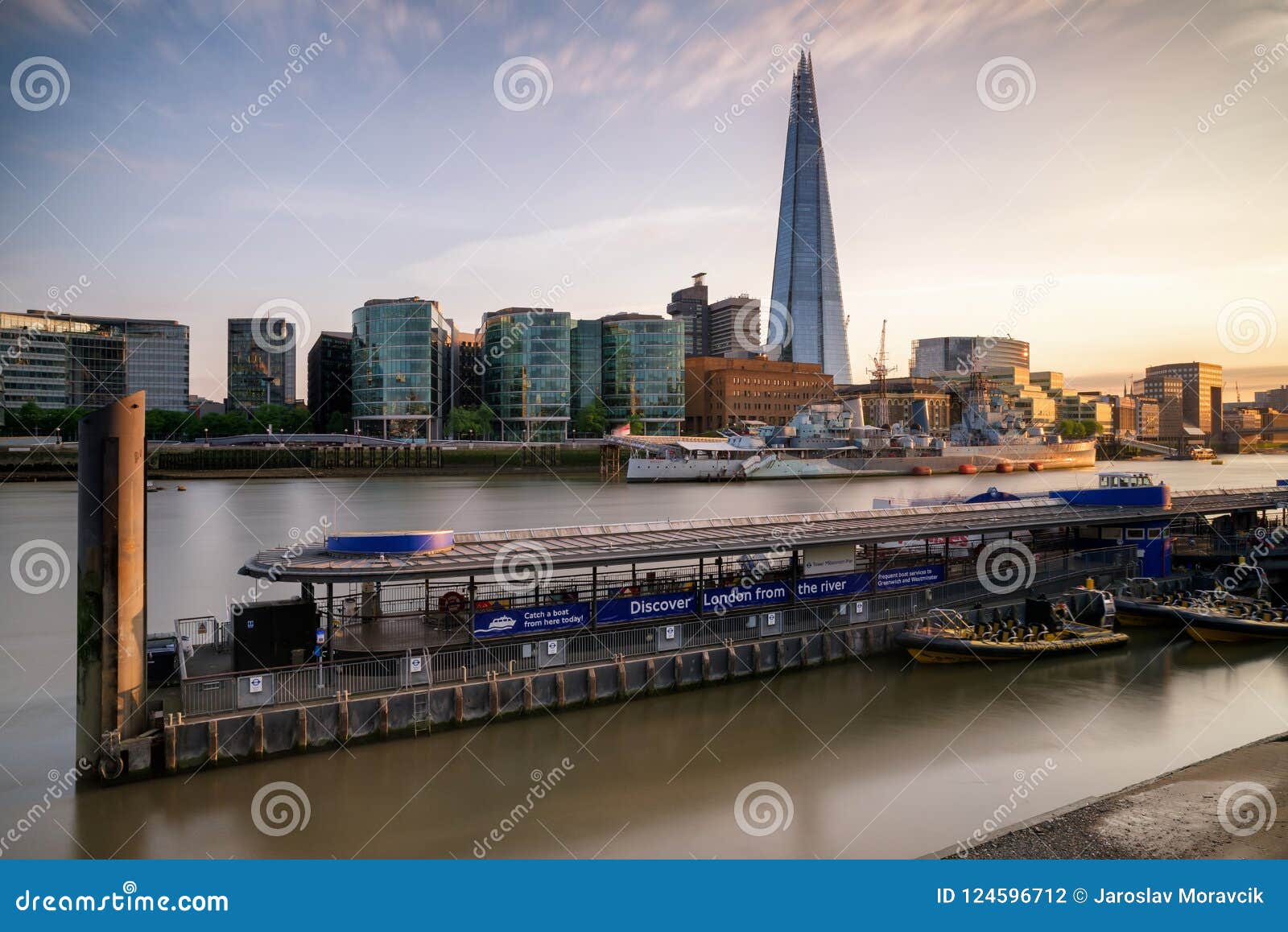London skyline at evening editorial photography. Image of landmark ...
