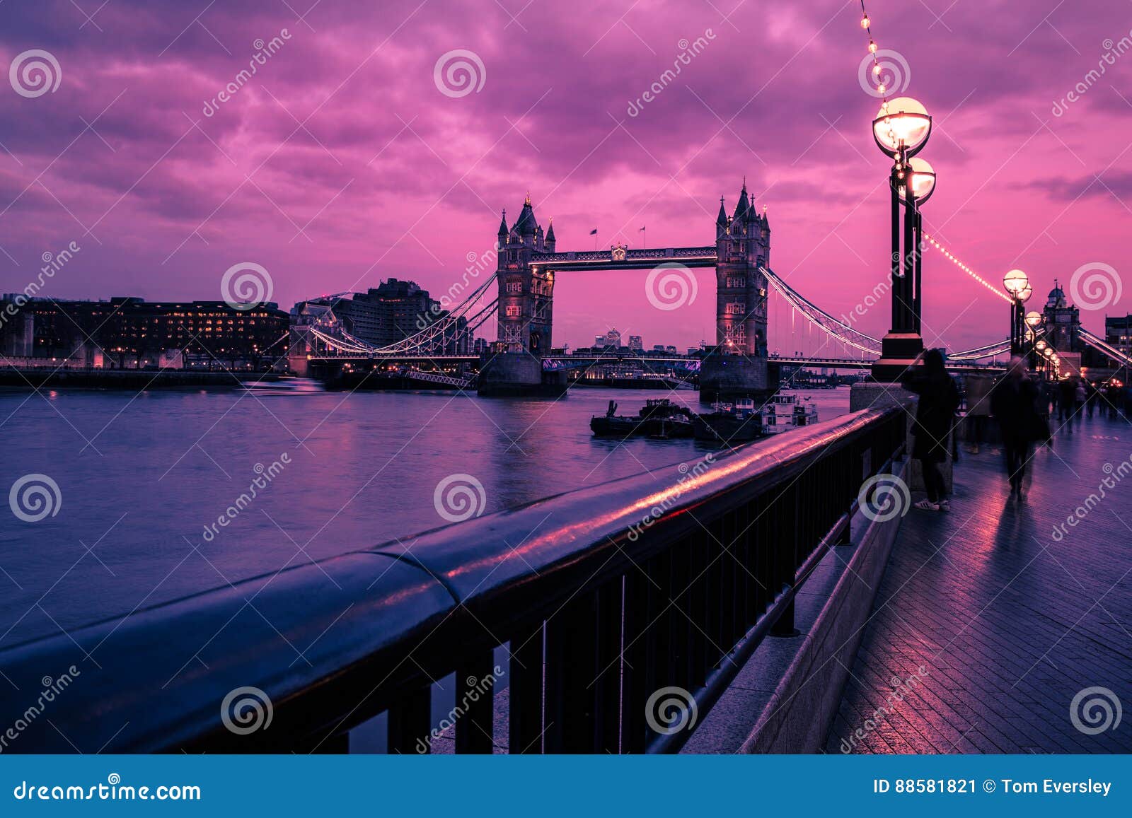 London Skyline during Pink Sunset on River Thames Stock Image - Image ...