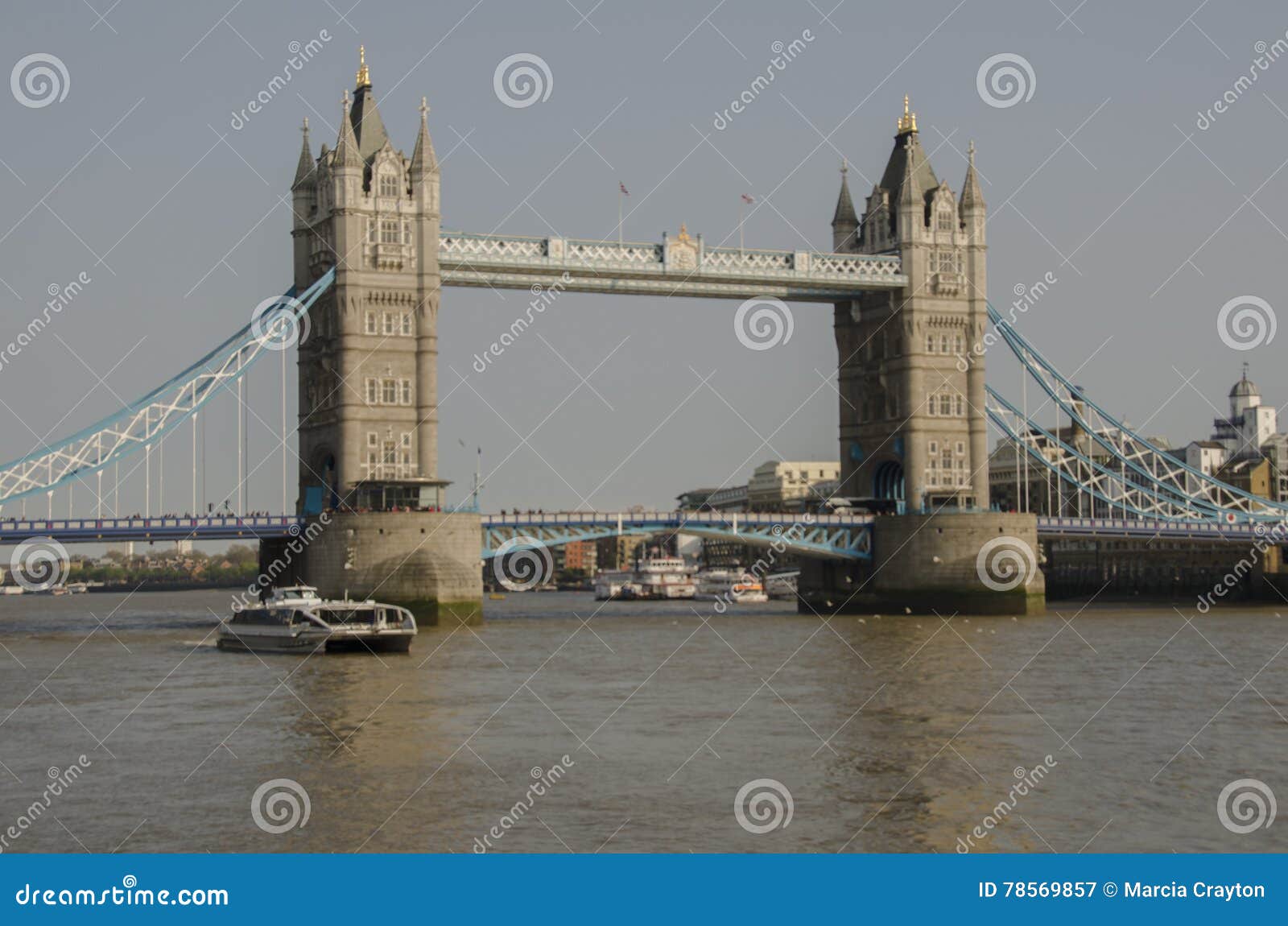 London Tower Bridge editorial photography. Image of landmark - 78569857
