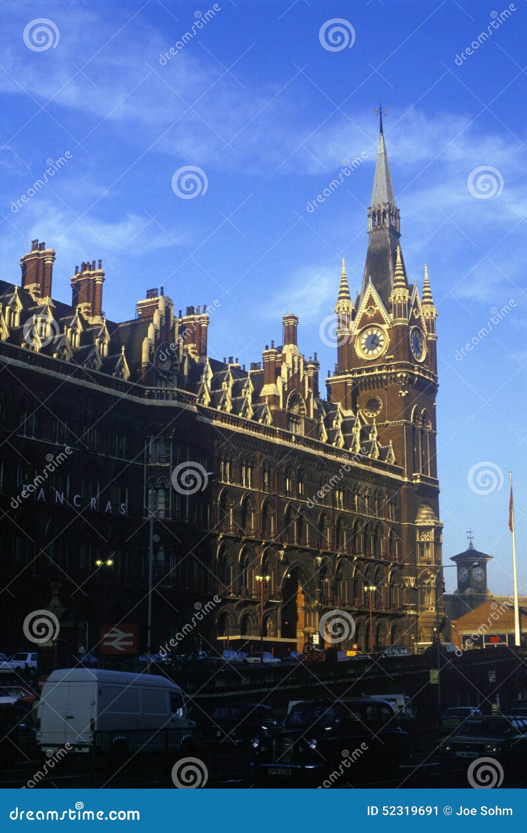 London Train Station in England Editorial Photo - Image of tower ...