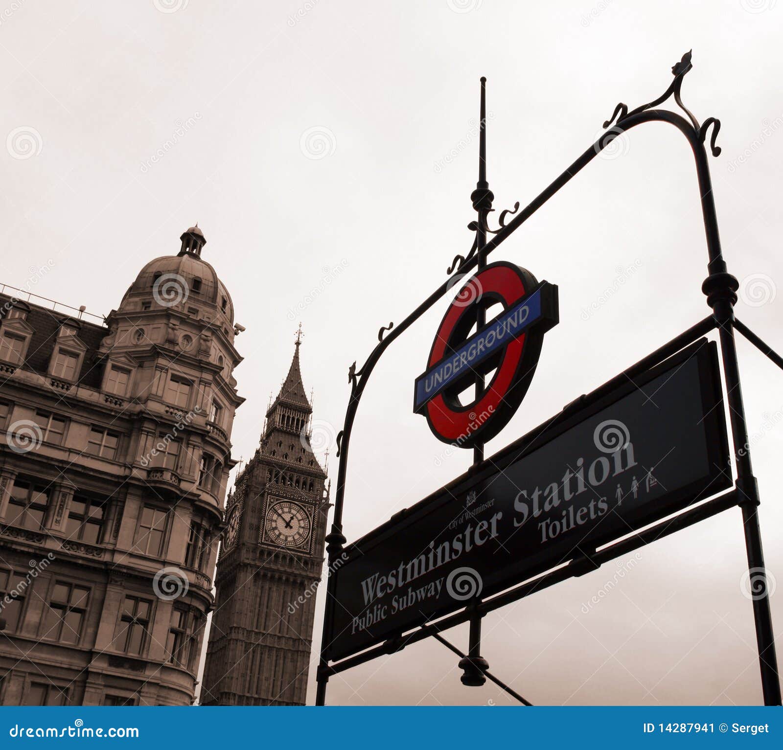 London Underground sign editorial photo. Image of subway - 14287941