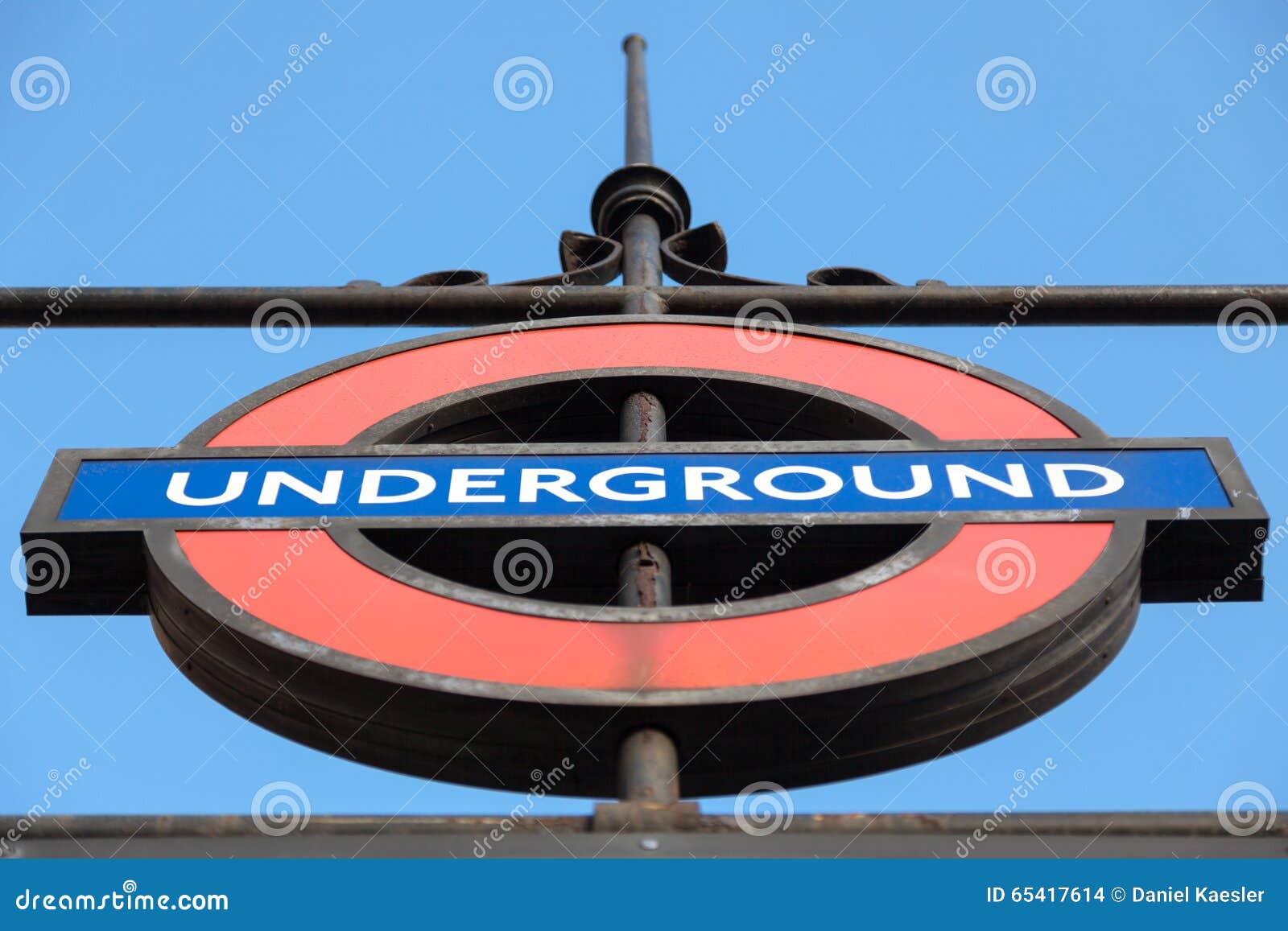 London underground sign editorial stock image. Image of united - 65417614