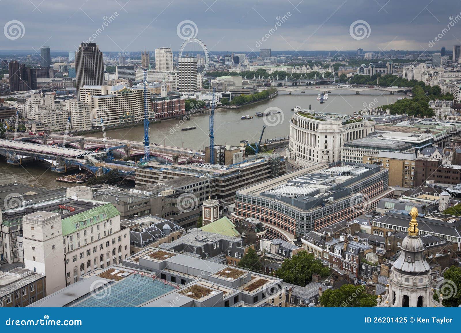 London view of Thames stock image. Image of hall, britannia - 26201425