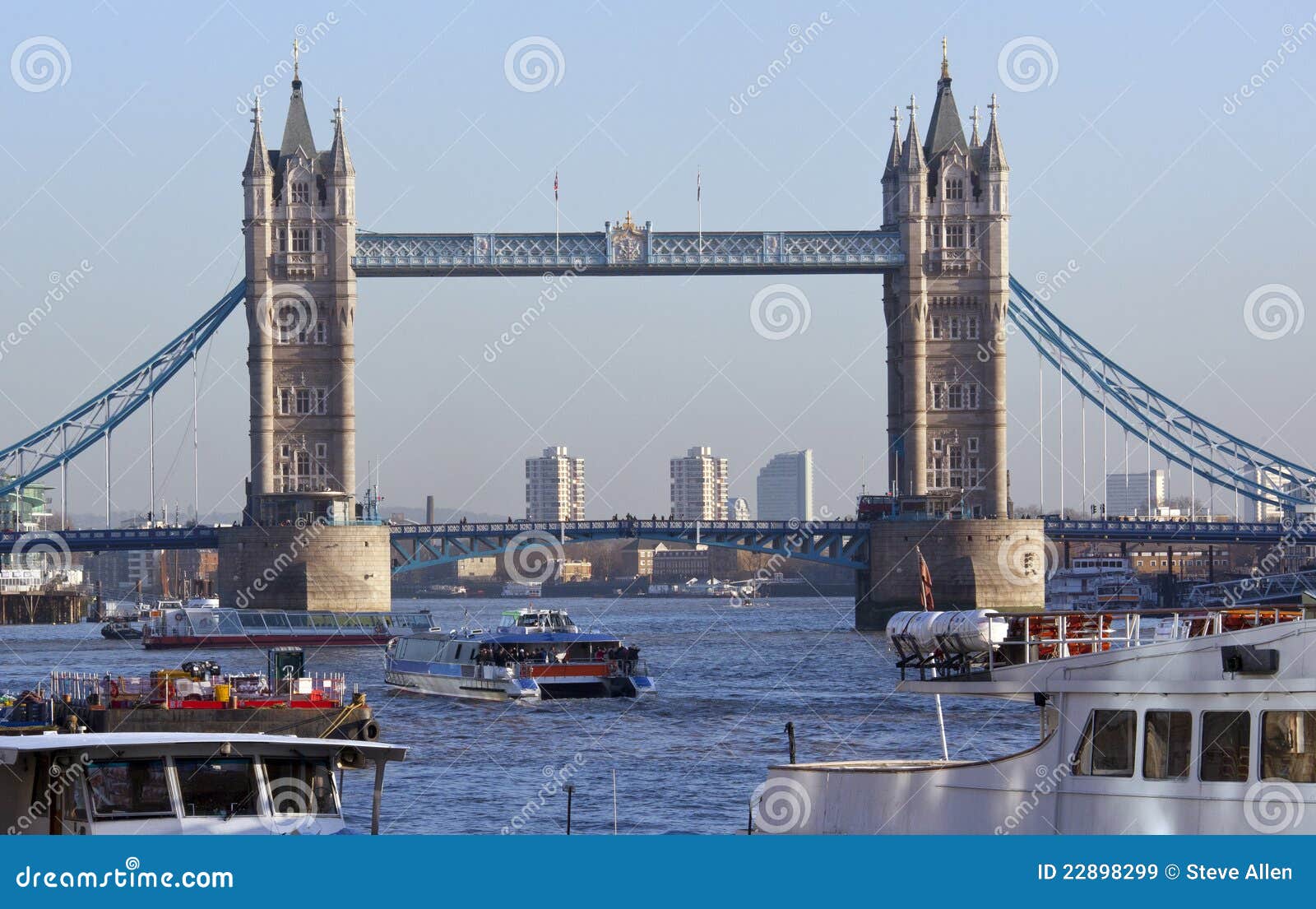 Londres - Puente De La Torre - Inglaterra Imagen de archivo - Imagen de ...
