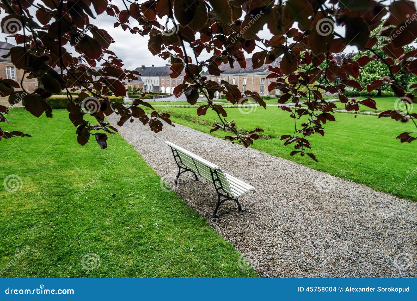 Lonely Bench in Spring Park Stock Photo - Image of castle, tree: 45758004