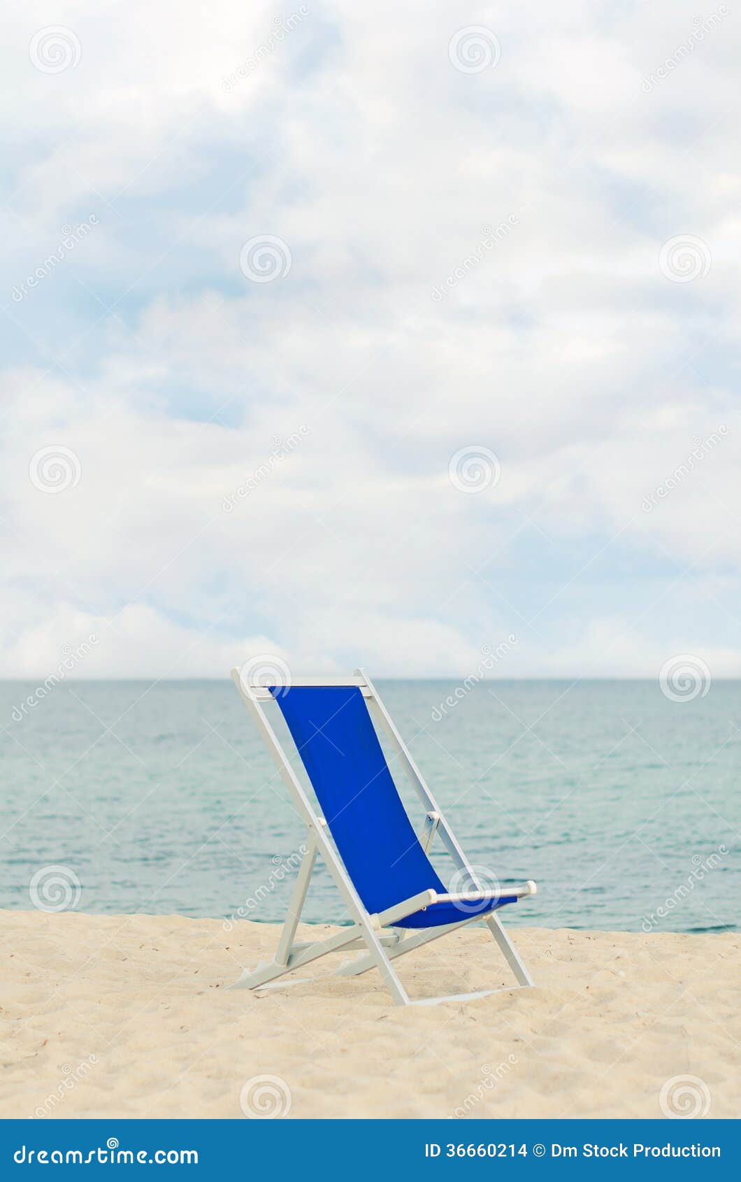 Lonely Metal-framed Deckchair Stock Photo - Image of relaxation ...
