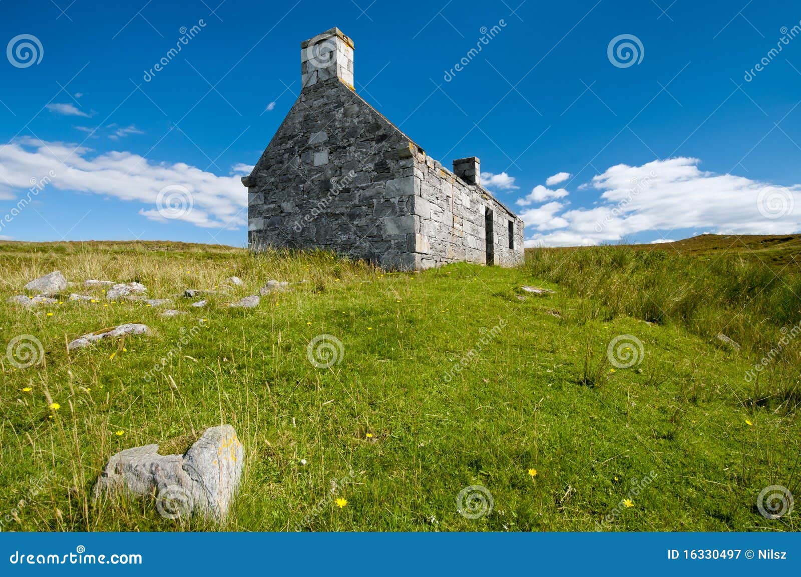 Lonely Old Stone House in Scotland Stock Image - Image of cottage ...