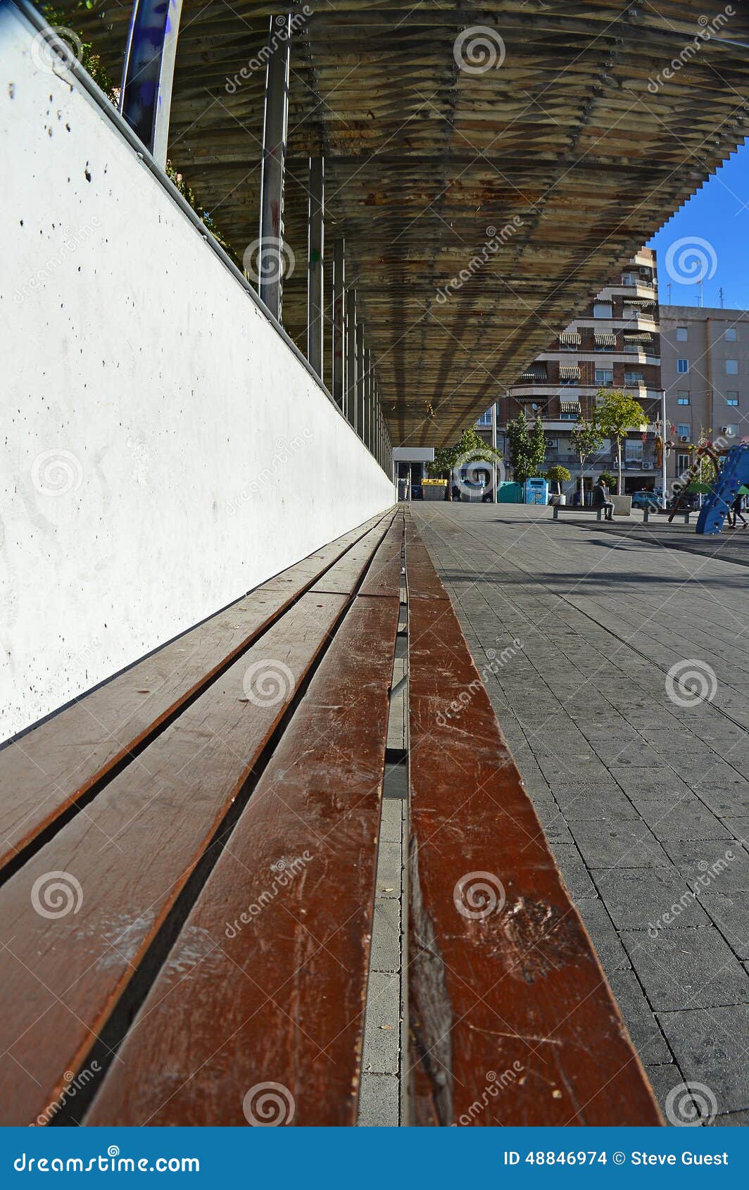 The Long Bench At Littlehampton Is The Longest In The UK Stock Image ...