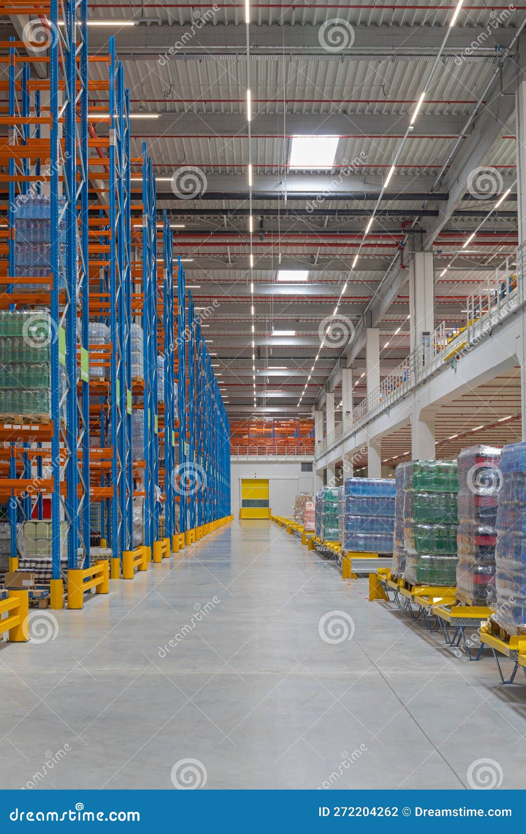 Long Corridor Distribution Warehouse Stock Photo - Image of industrial ...