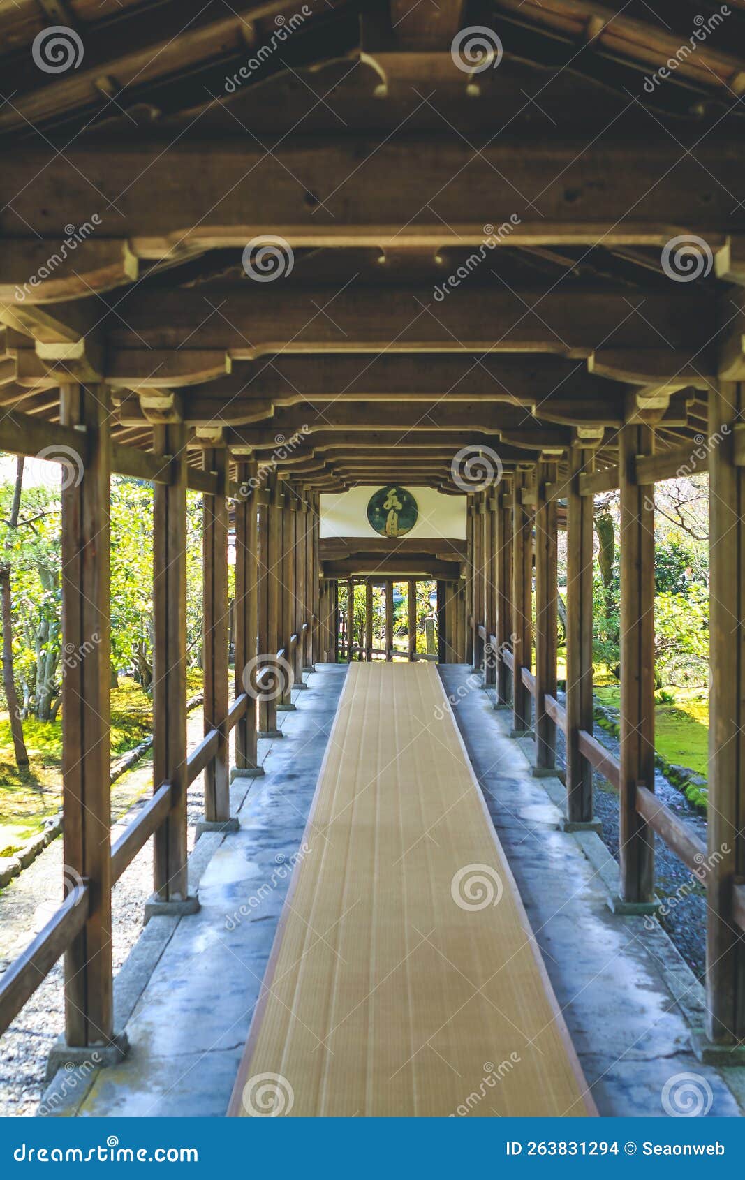 The Long Covered Corridor at Tenryu Ji Stock Photo - Image of ...