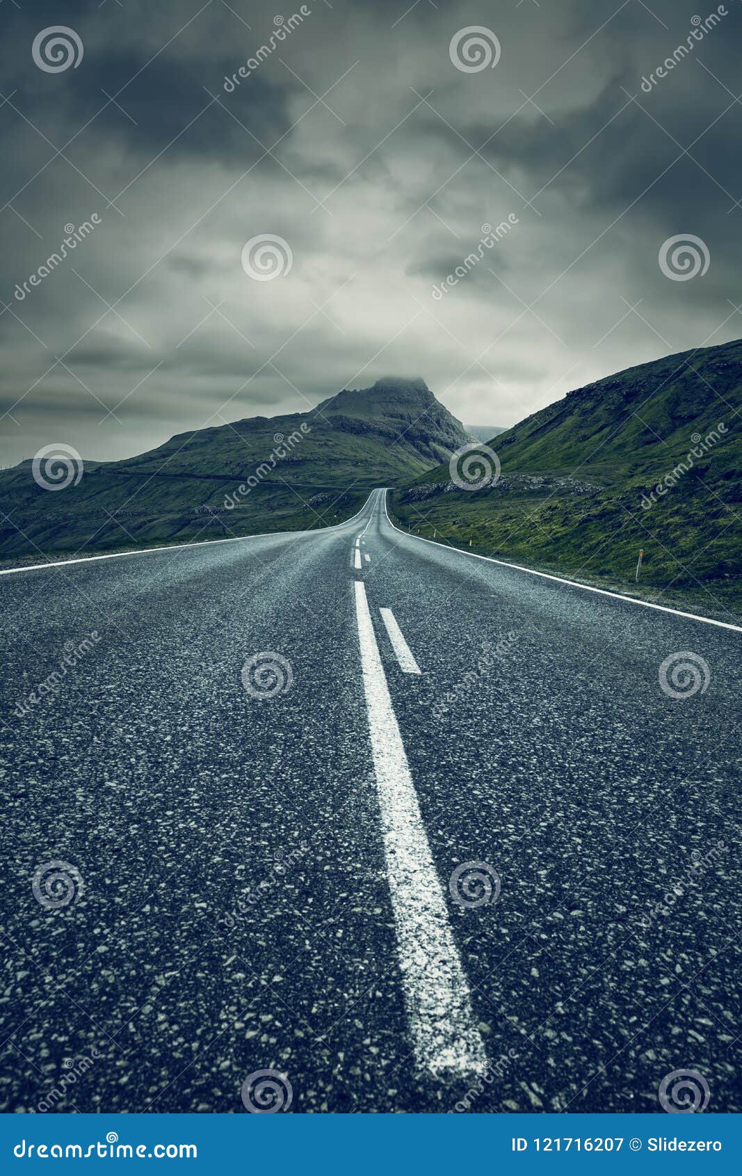 Long Empty Highway Road Turning Right, Palm Tree On The Roadside,and ...