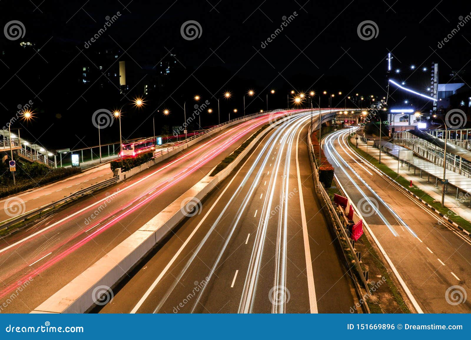 Long Exposure highway shot editorial photo. Image of direction - 151669896