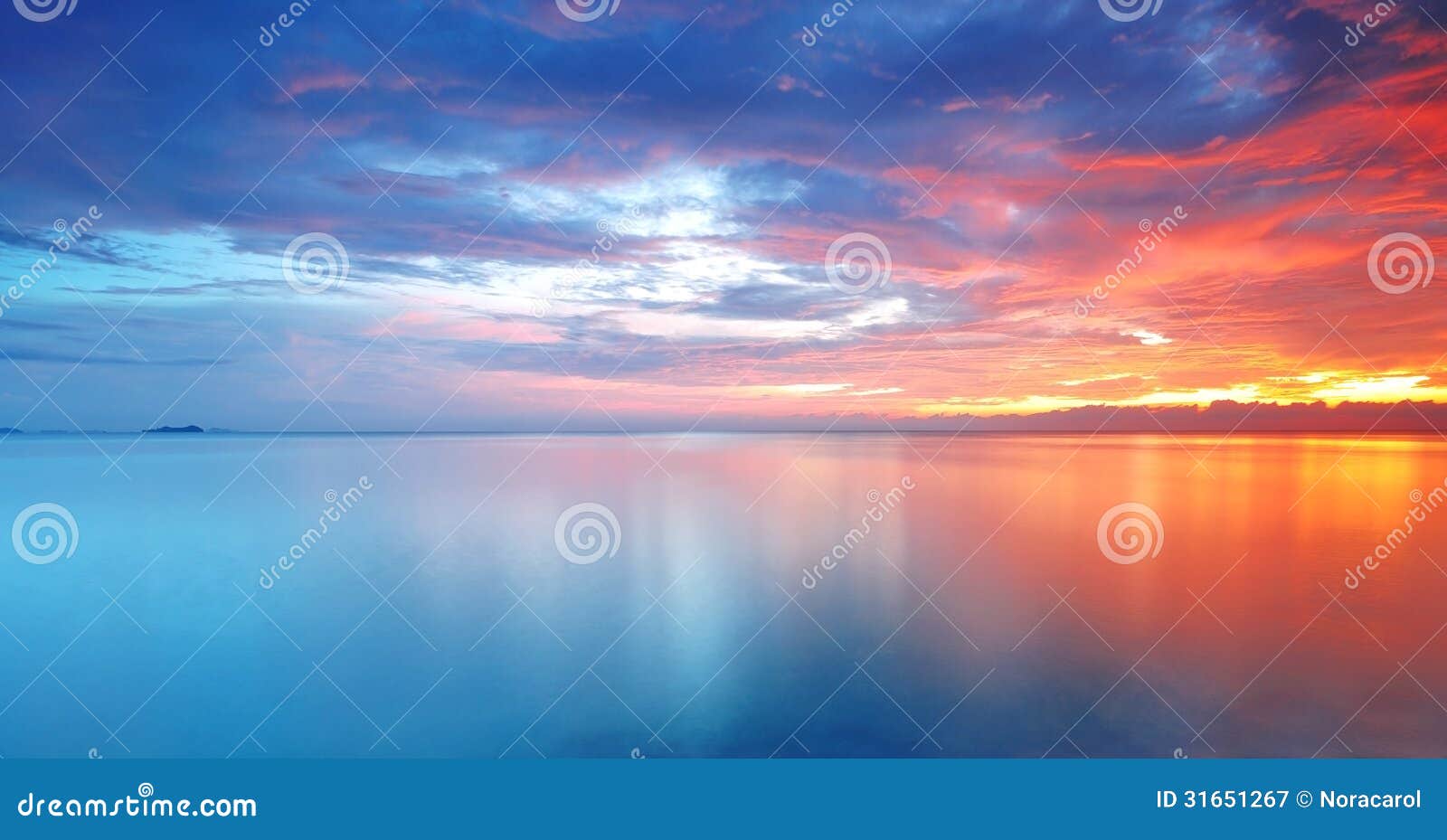 Long Exposure of Soft and Colorful Sunset Stock Image - Image of blue ...